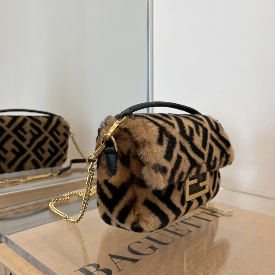 Bargain Fendi Satchel Bags