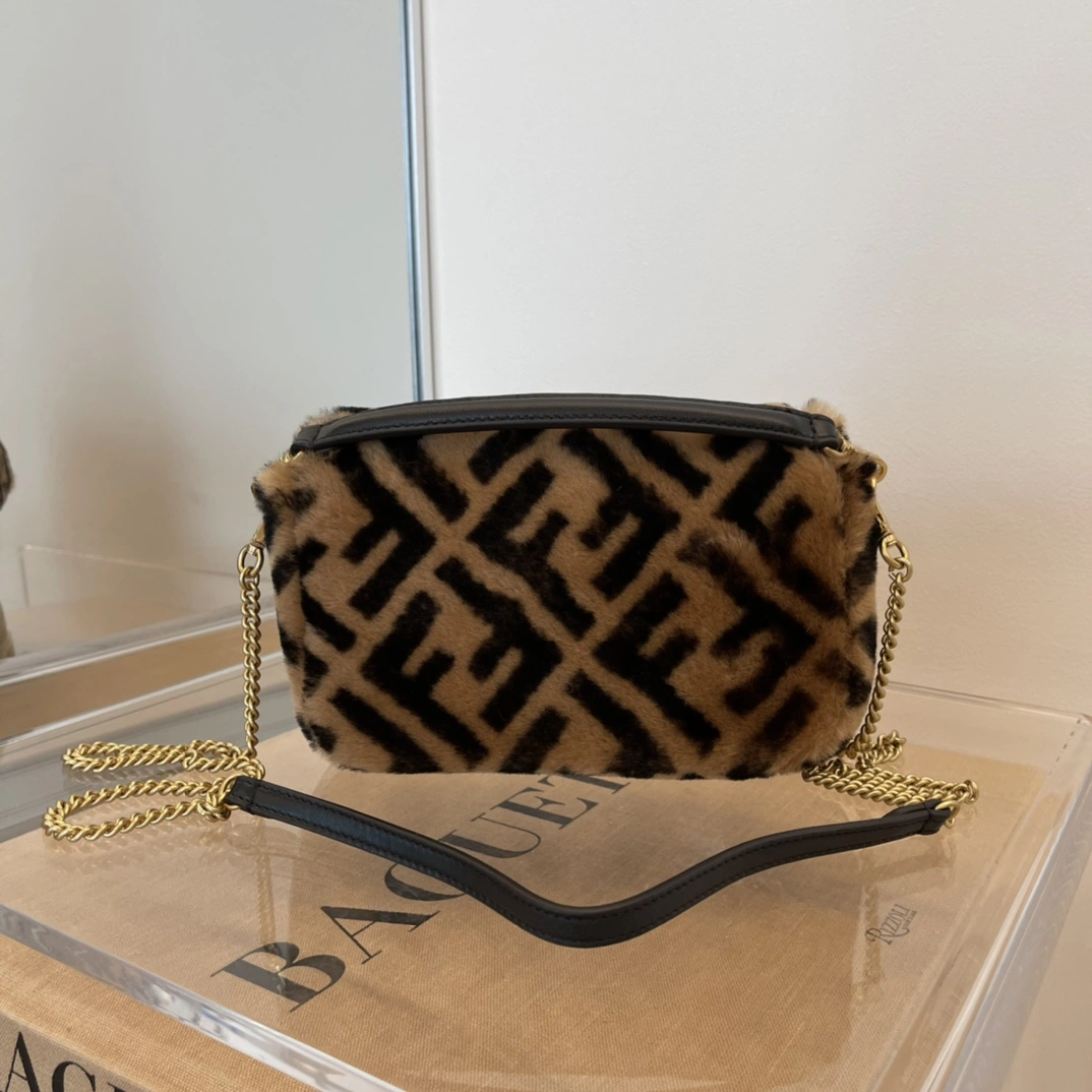 Bargain Fendi Satchel Bags