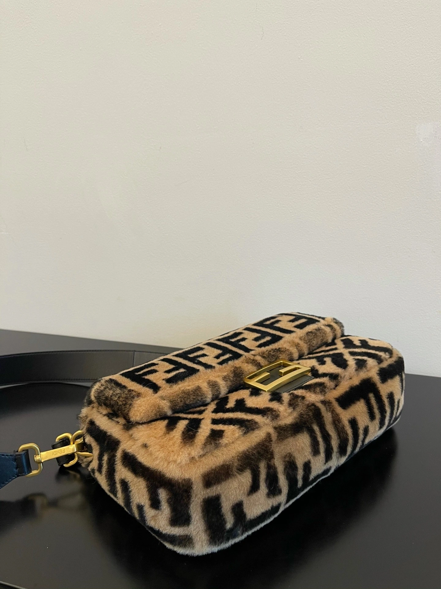 Factory-made Fendi Satchel Bags