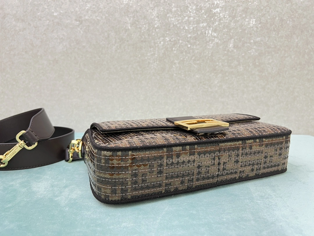 Top match Fendi Satchel Bags