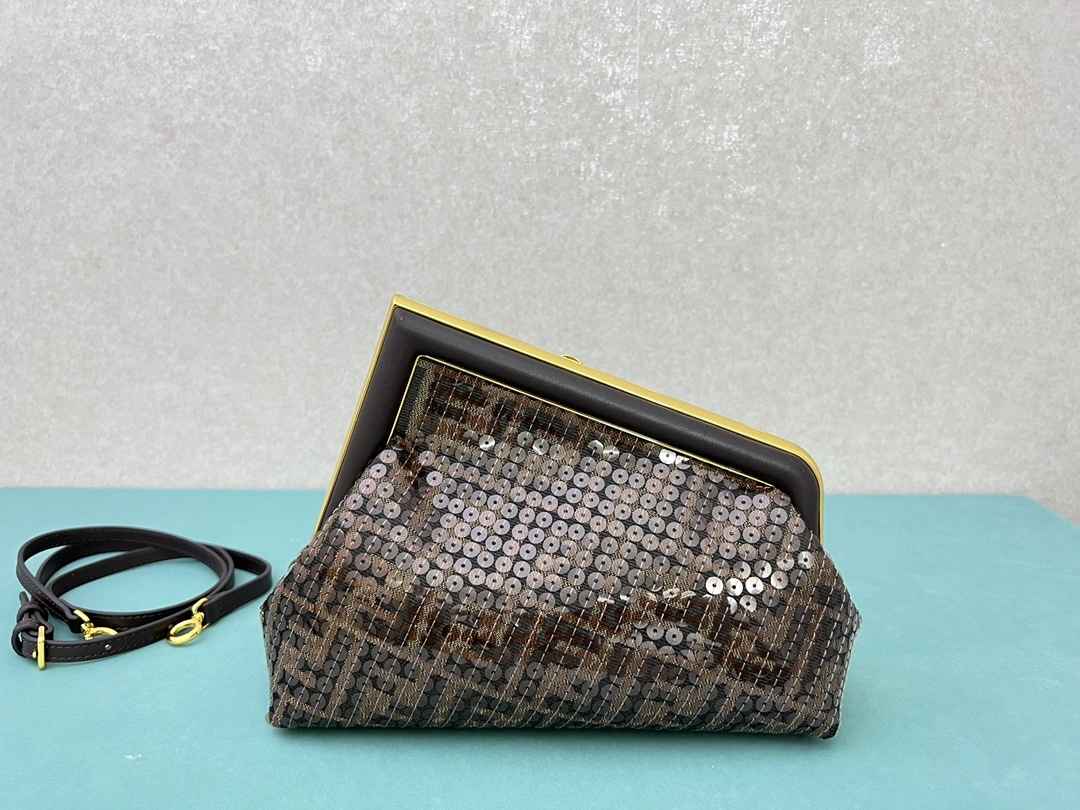 Top mirror Fendi Satchel Bags