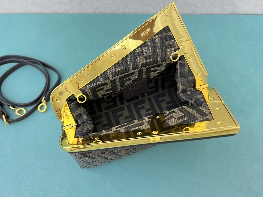 Top mirror Fendi Satchel Bags