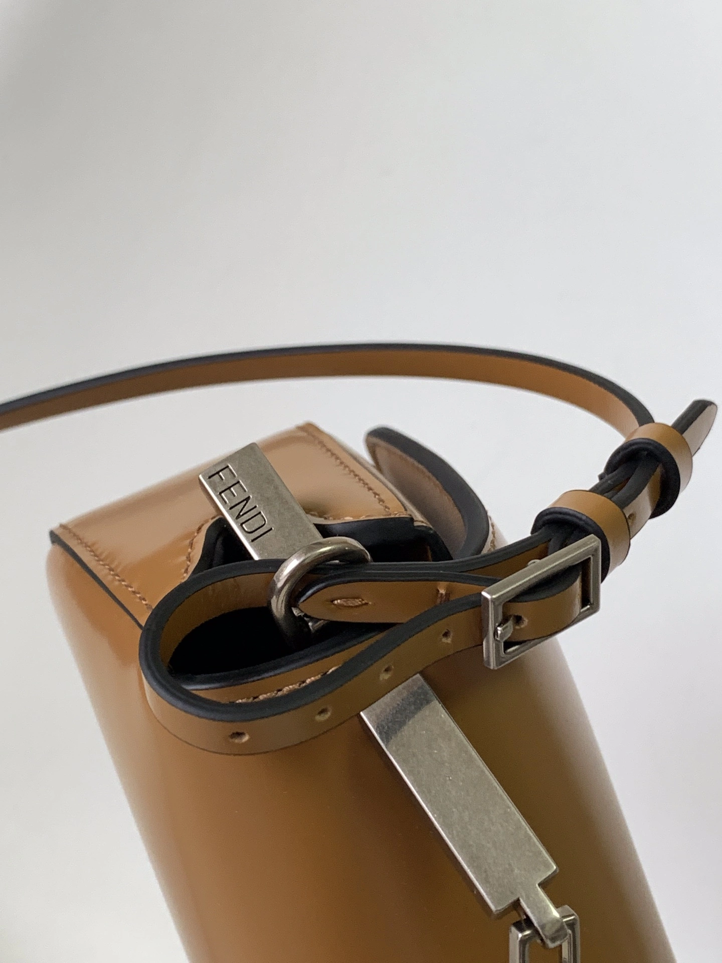 Factory-made Fendi Satchel Bags