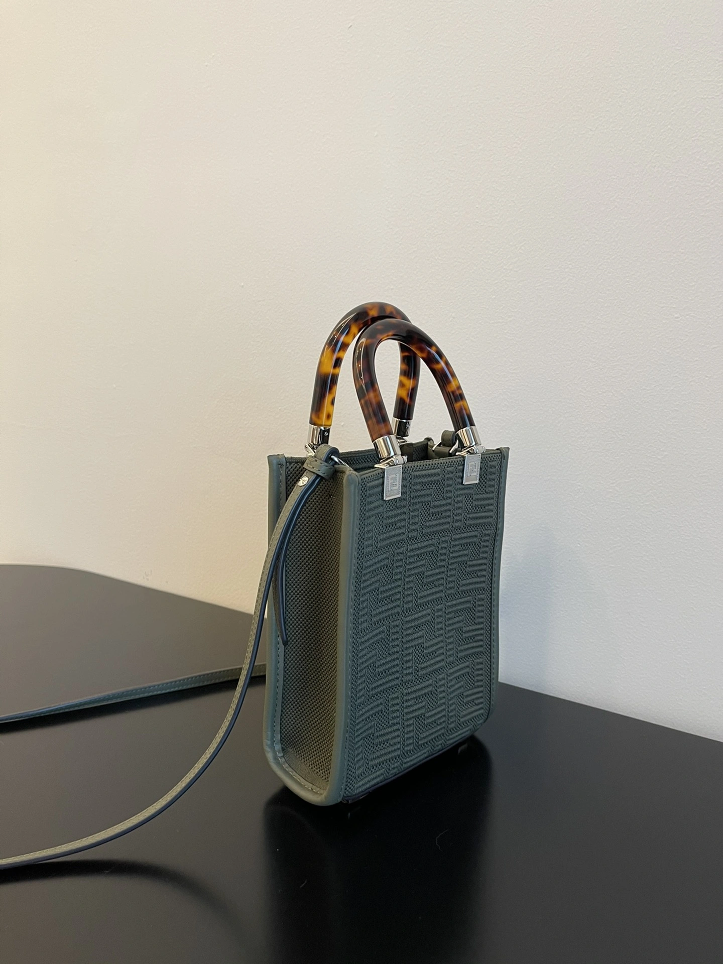 Factory-made Fendi Satchel Bags