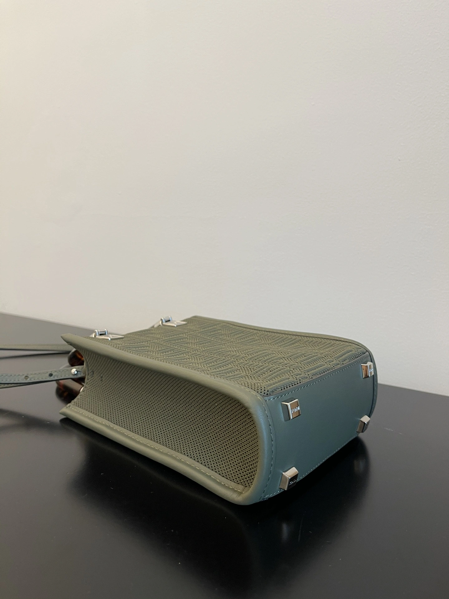 Factory-made Fendi Satchel Bags