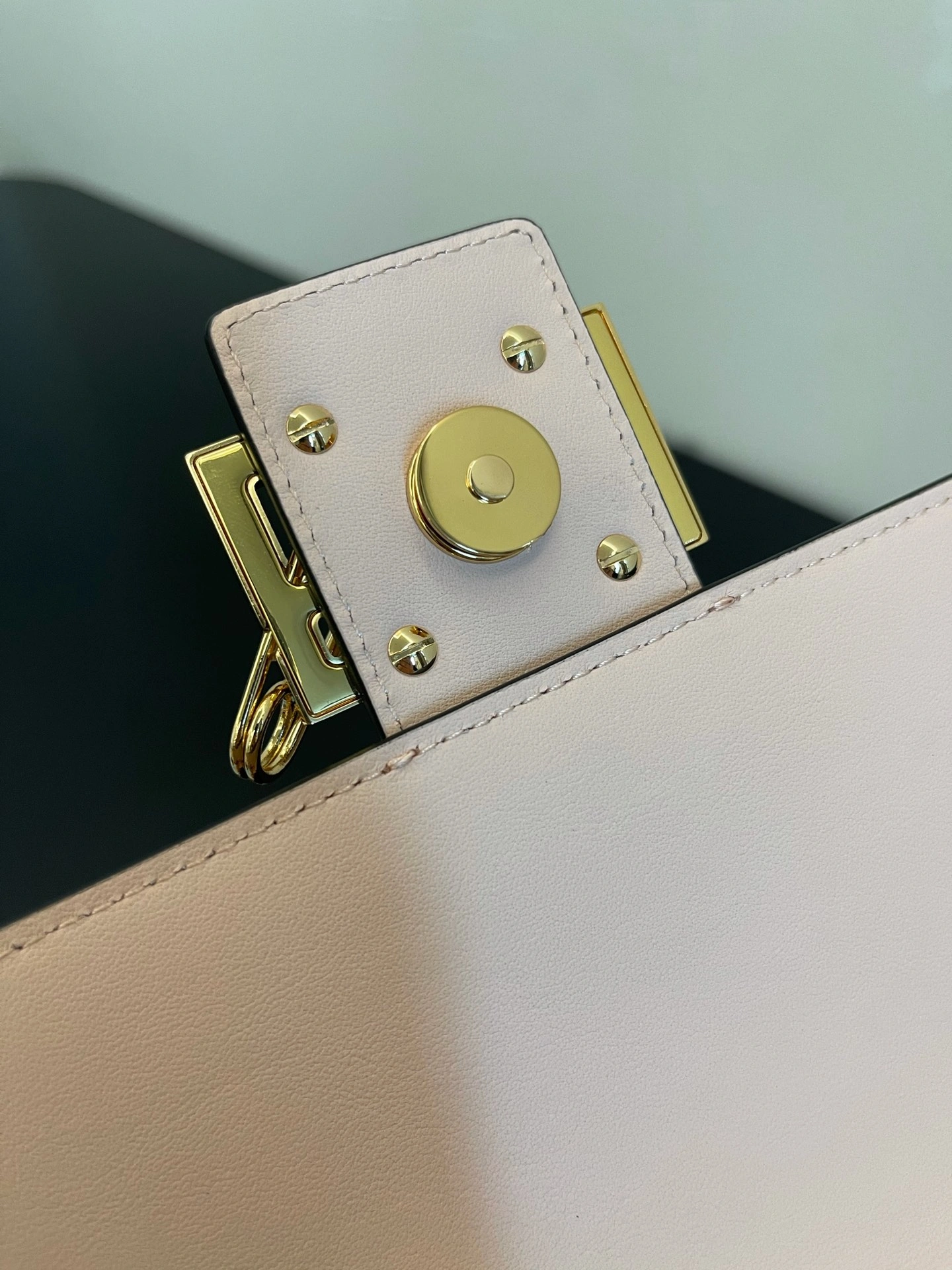 Budget-friendly Fendi Satchel Bags