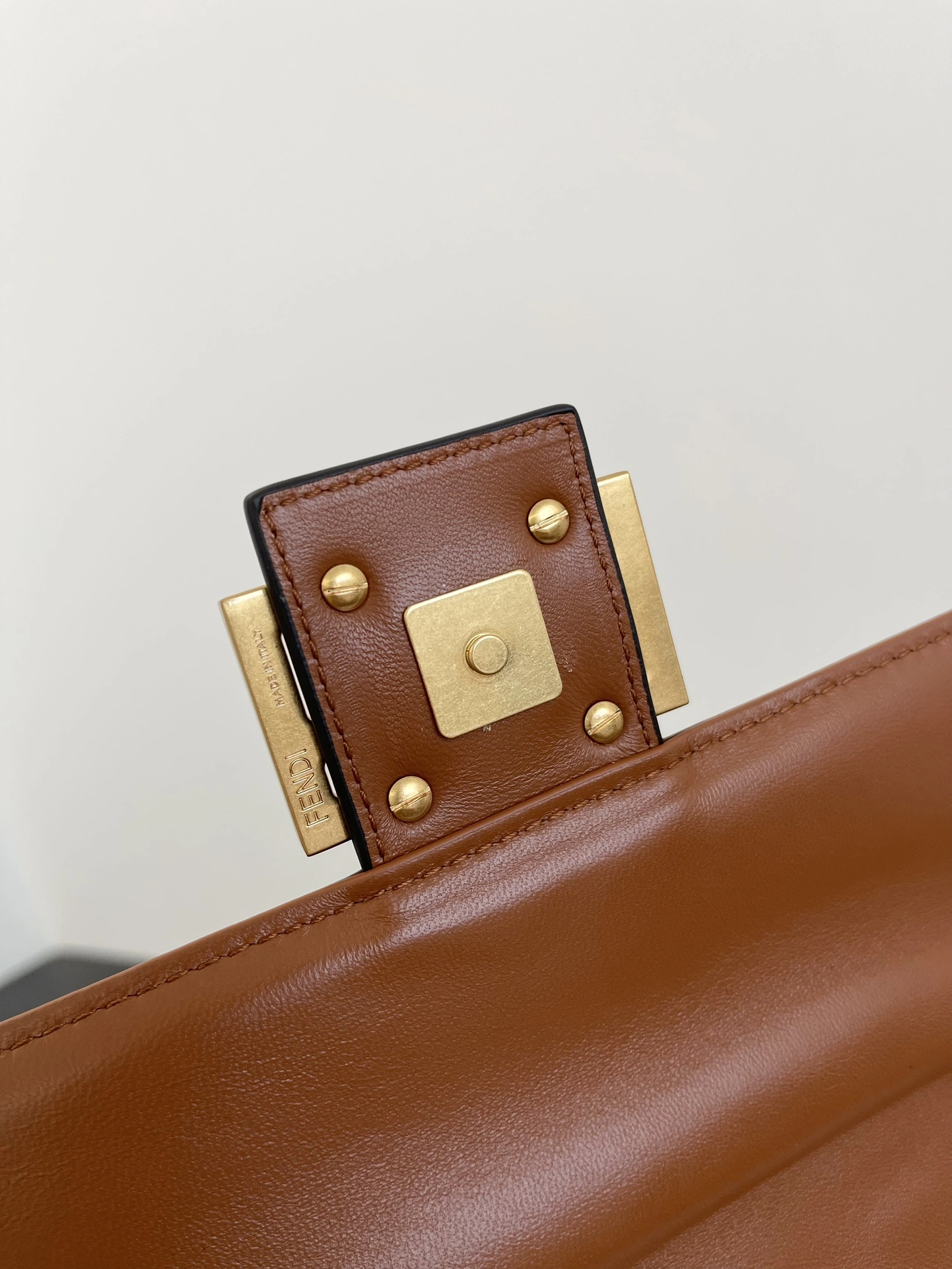 Inexpensive Fendi Satchel Bags