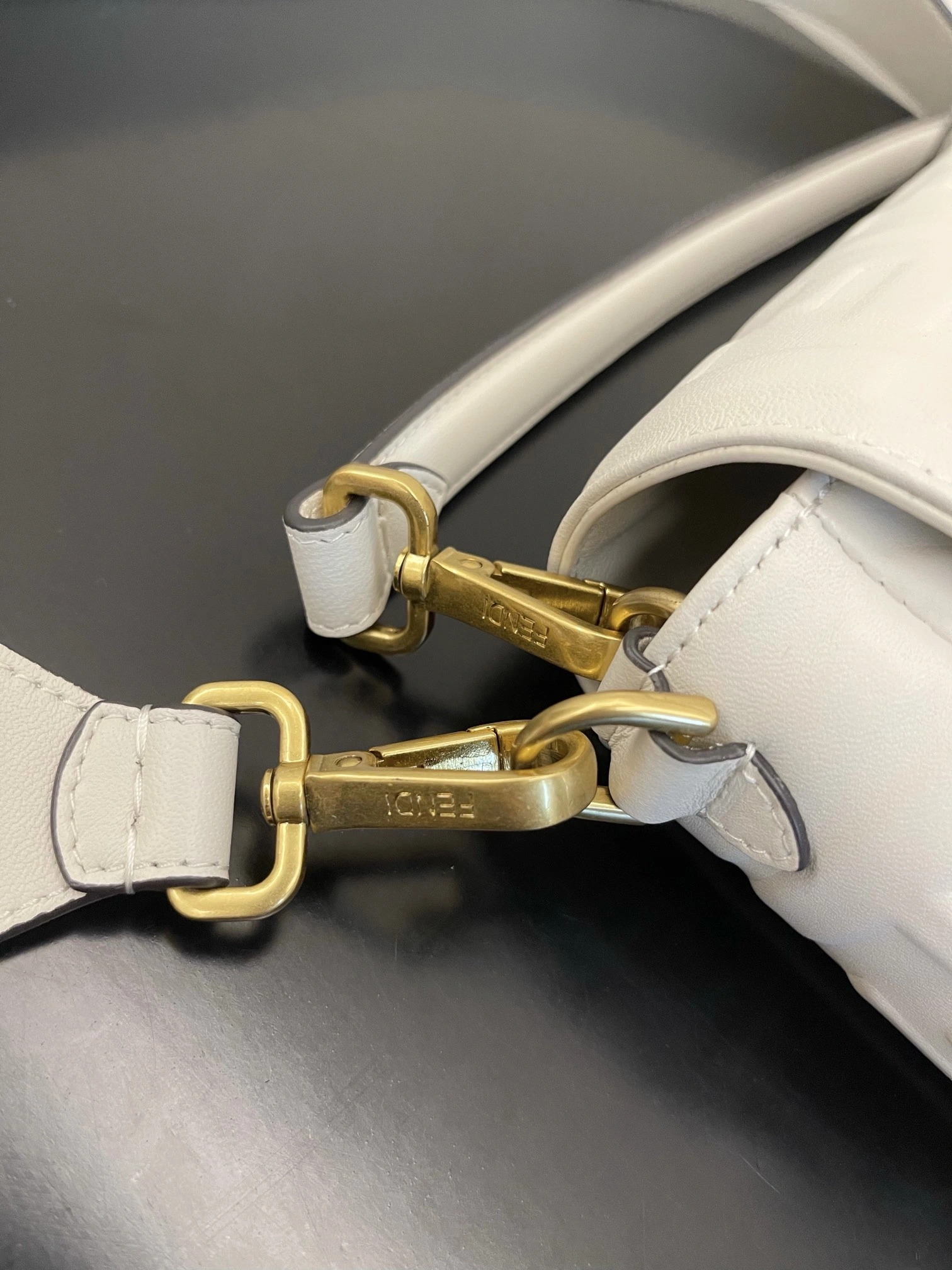 Top mirror Fendi Satchel Bags
