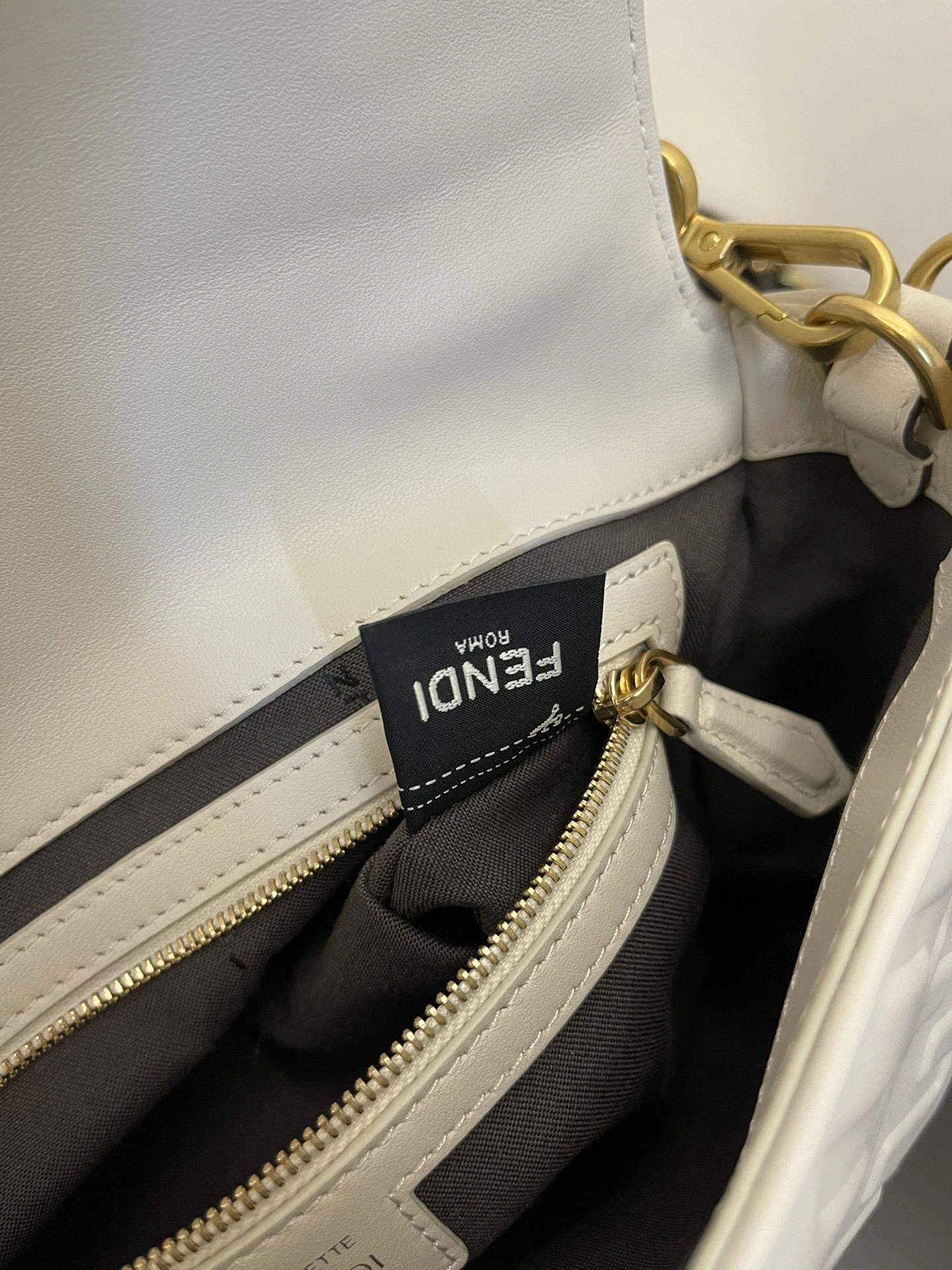 Top mirror Fendi Satchel Bags