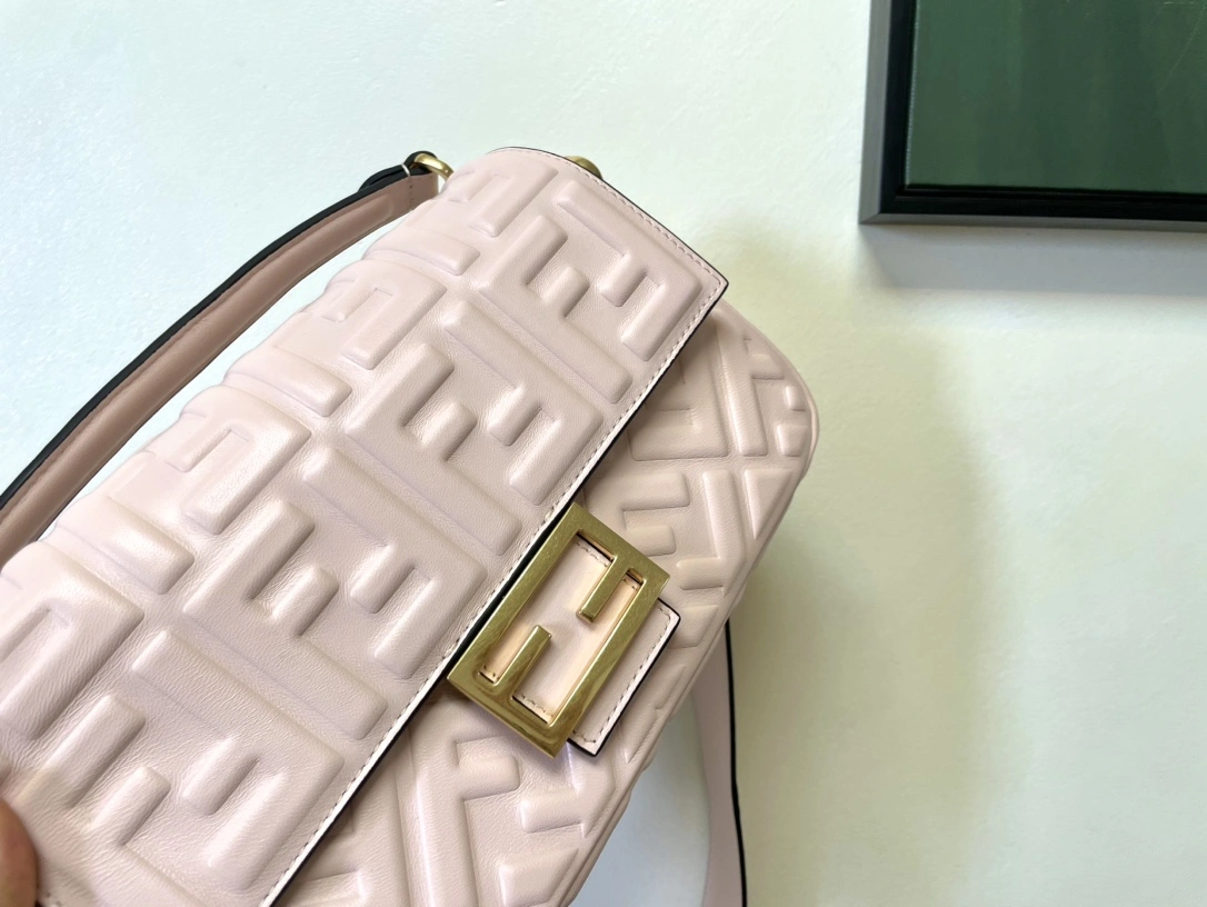 Reasonably priced Fendi Satchel Bags