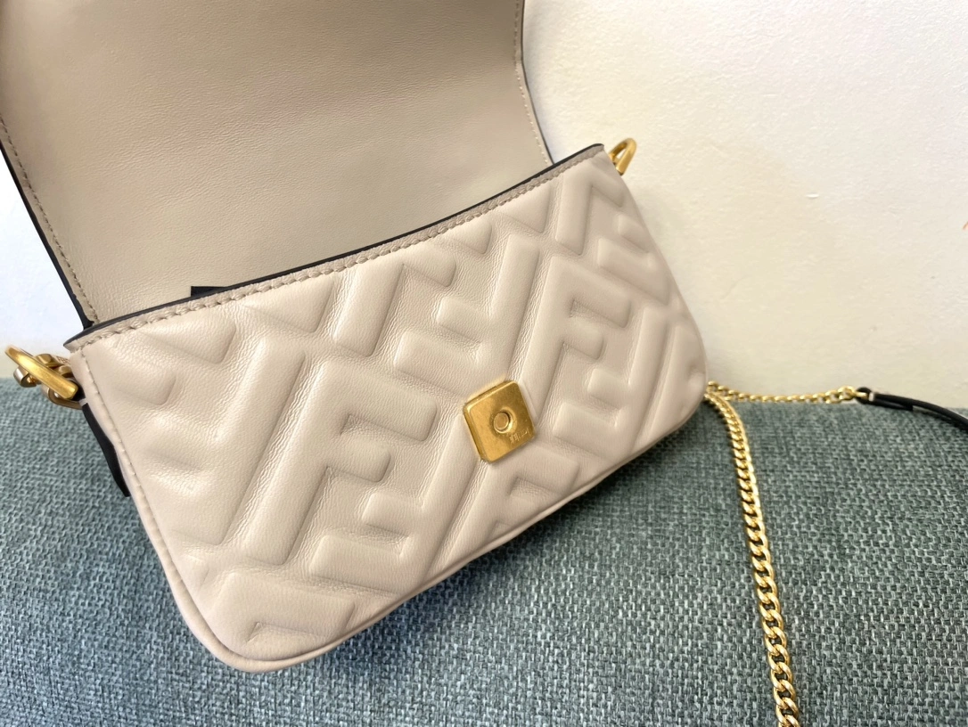 Exact replica Fendi Satchel Bags