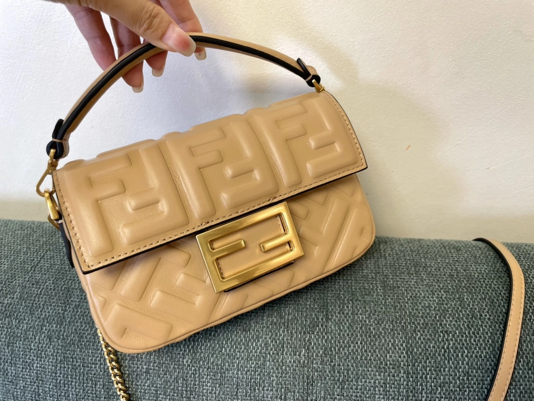 High accuracy Fendi Satchel Bags