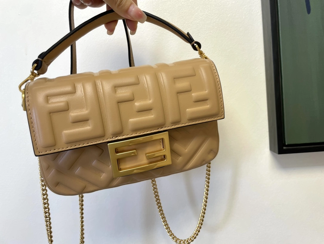High accuracy Fendi Satchel Bags