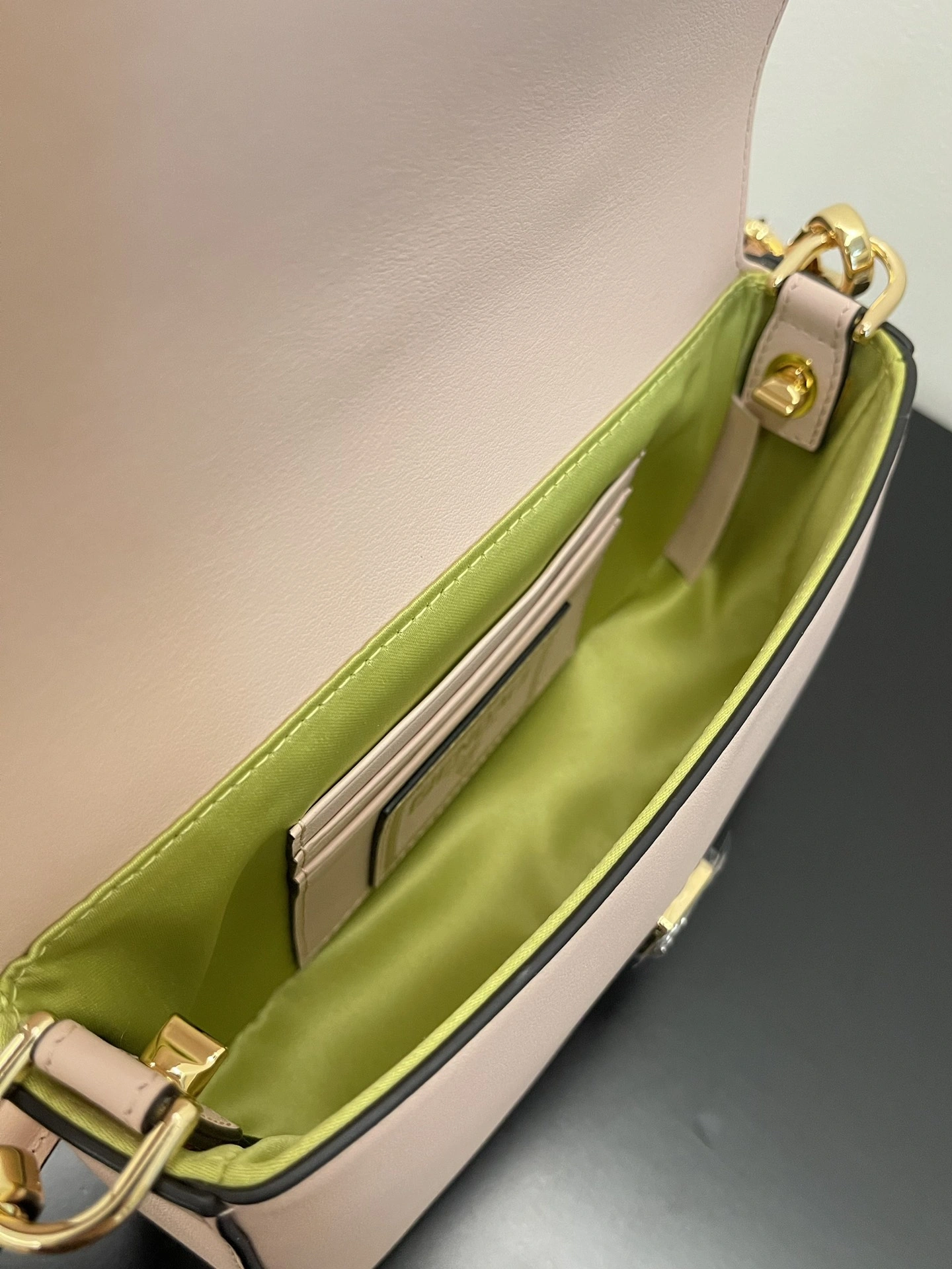 Value-priced Fendi Satchel Bags