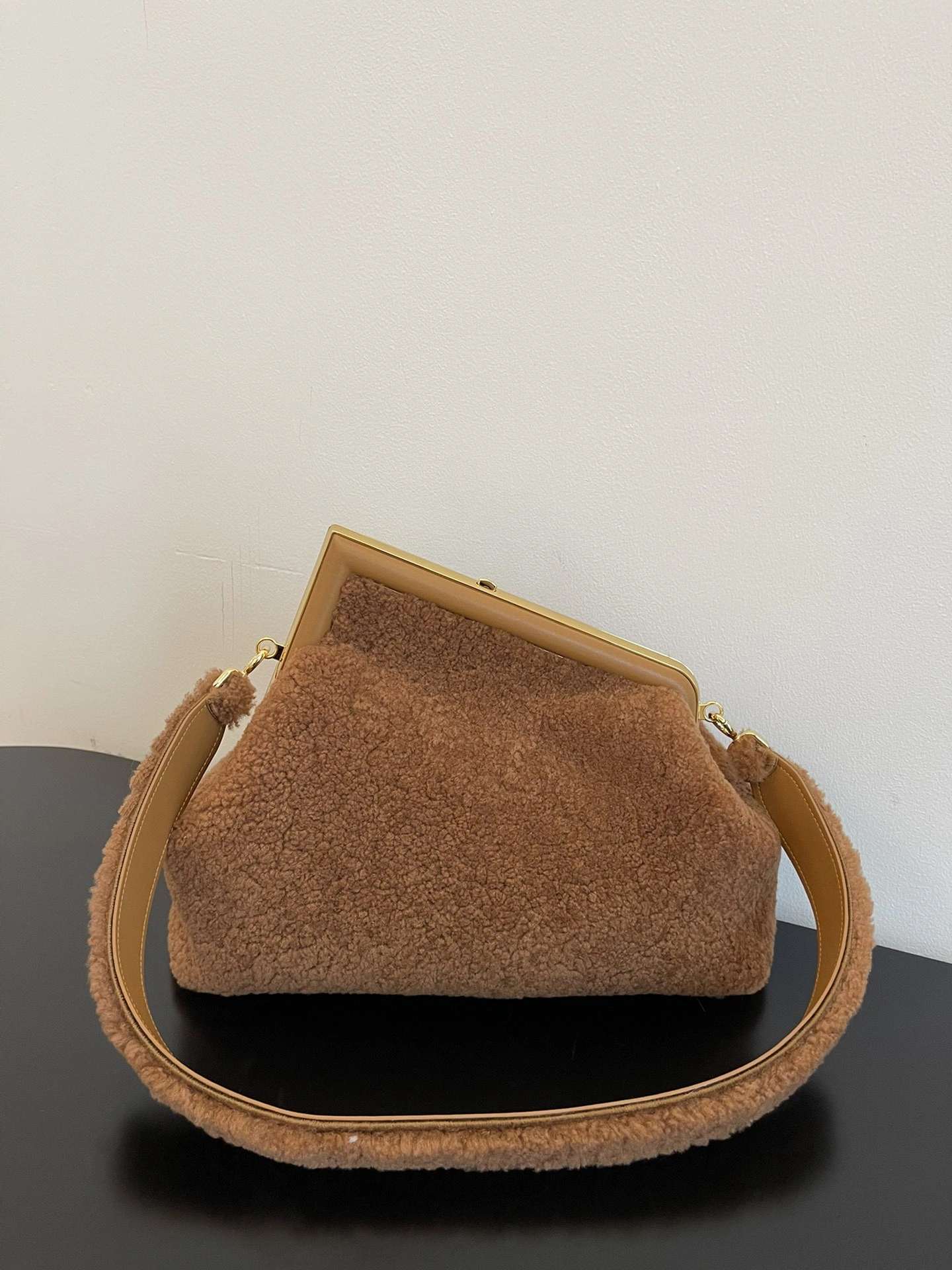 High fidelity Fendi Satchel Bags