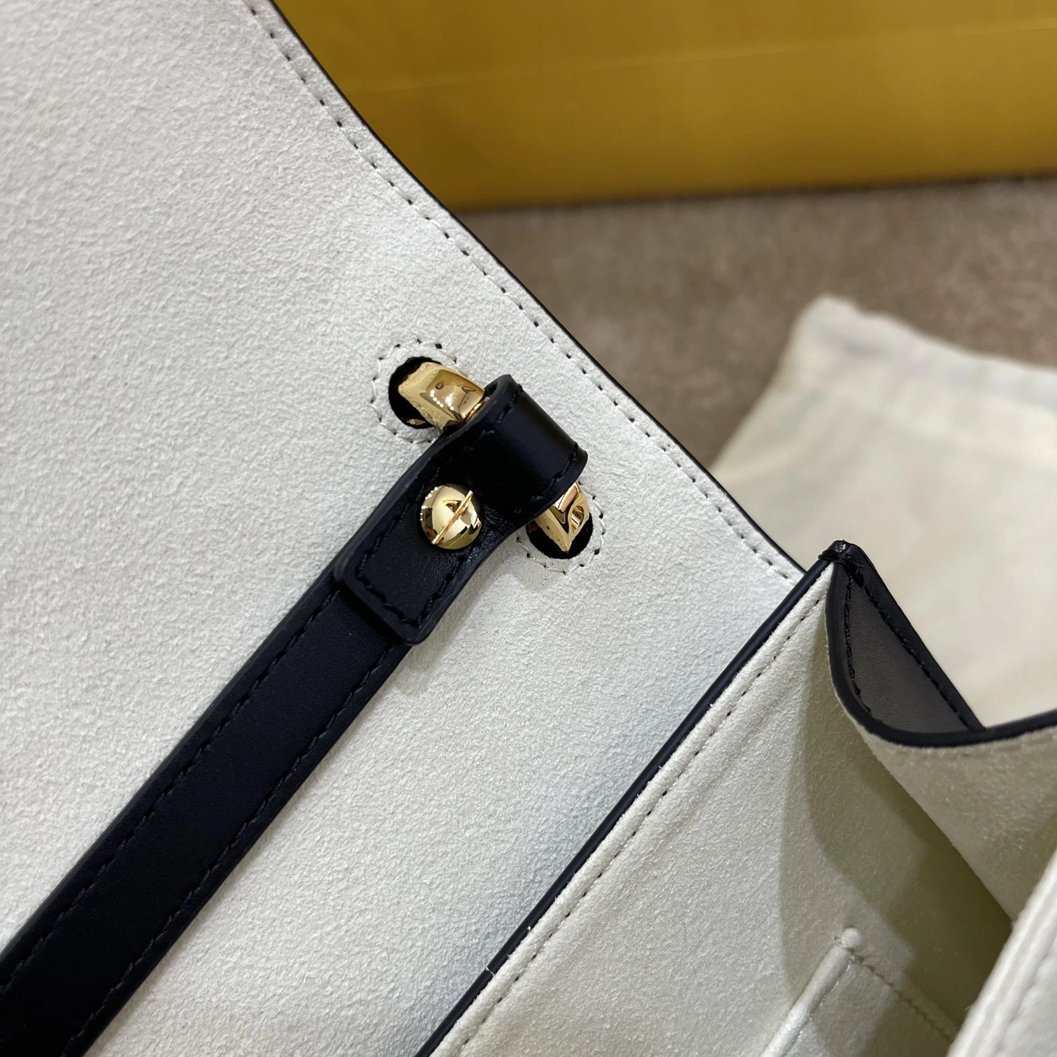 Precise copy Fendi Satchel Bags