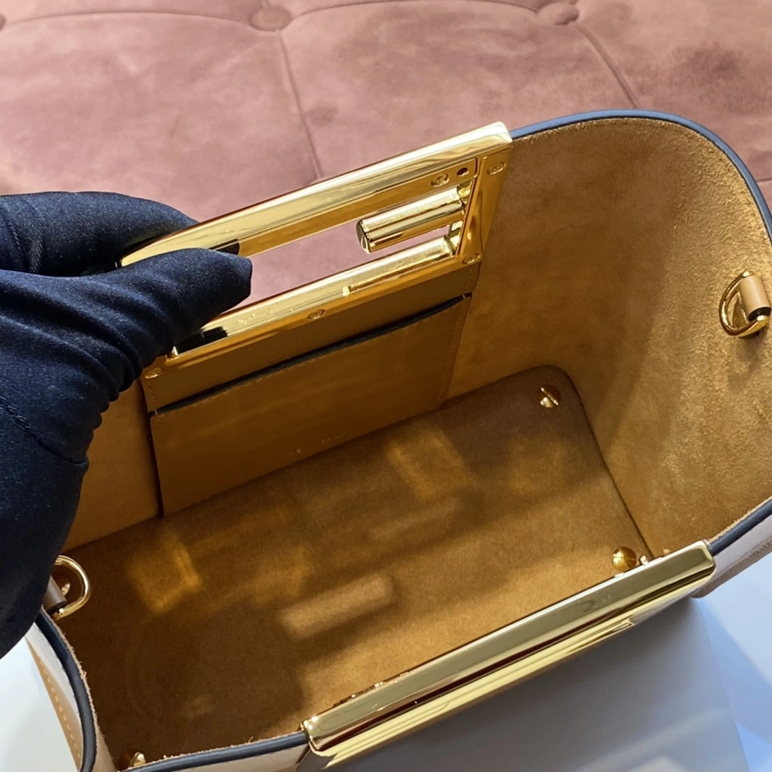 Top match Fendi Satchel Bags