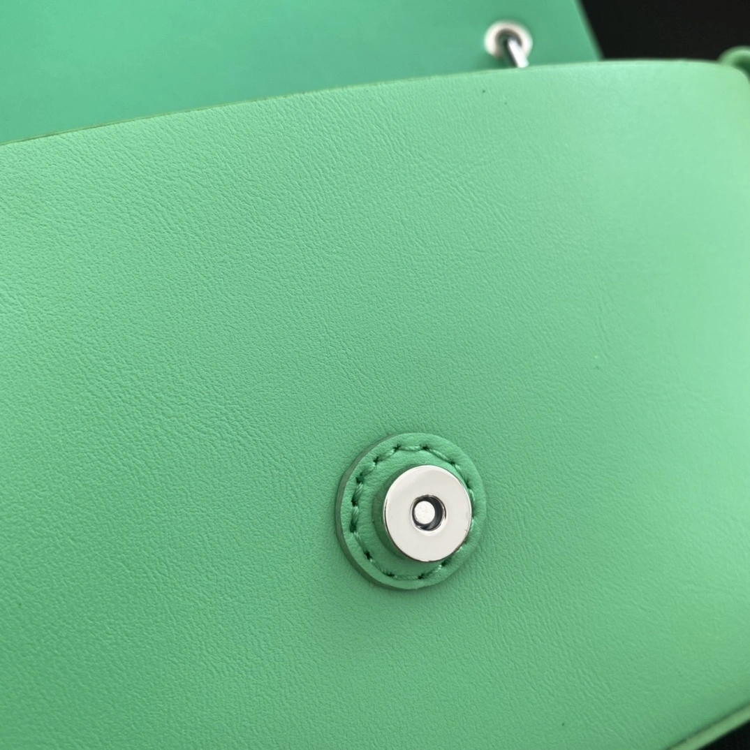 Inexpensive Fendi Satchel Bags
