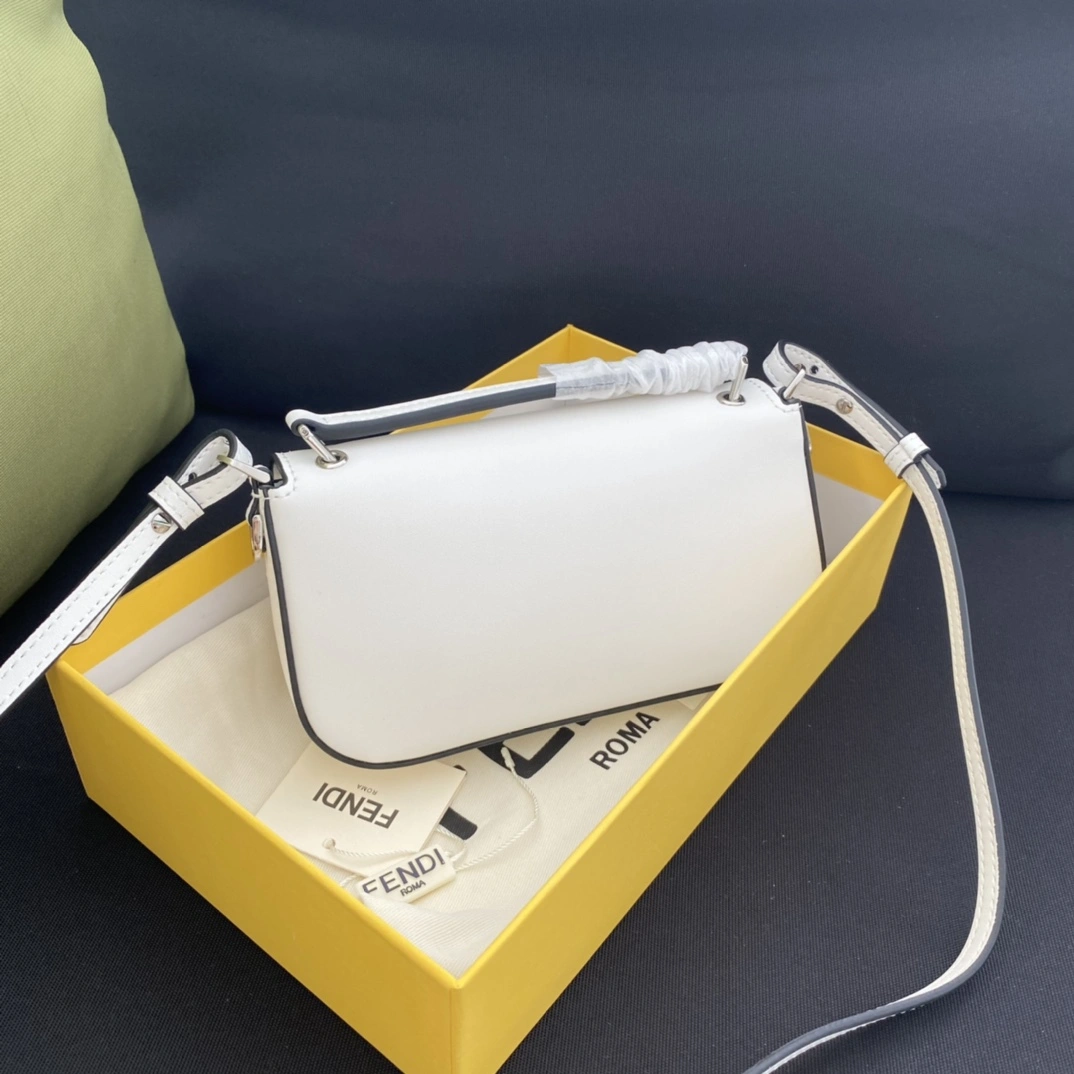 Accurate model Fendi Satchel Bags