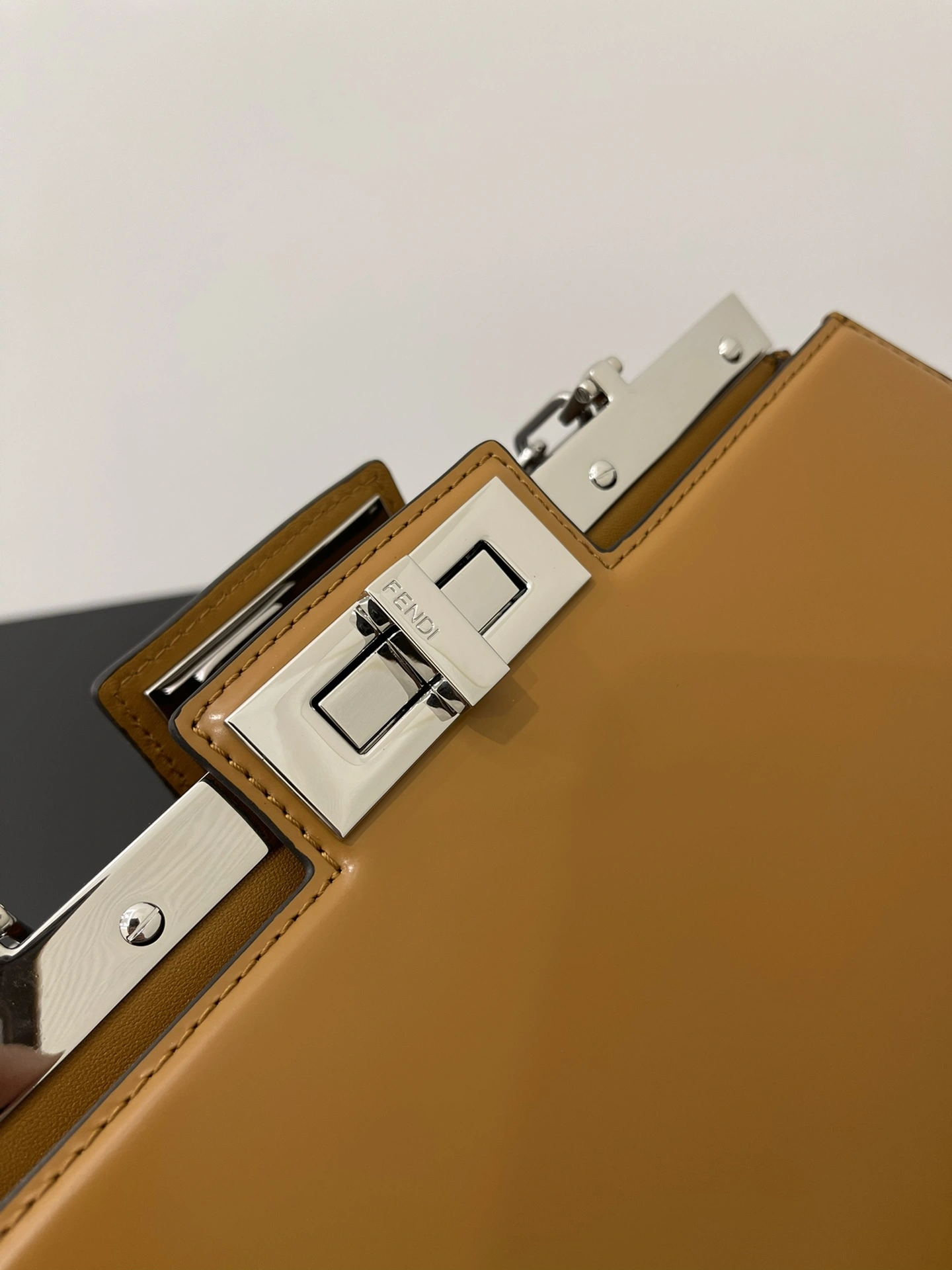 High fidelity Fendi Satchel Bags