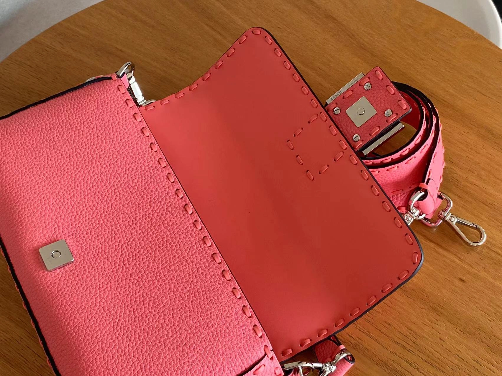 High accuracy Fendi Satchel Bags