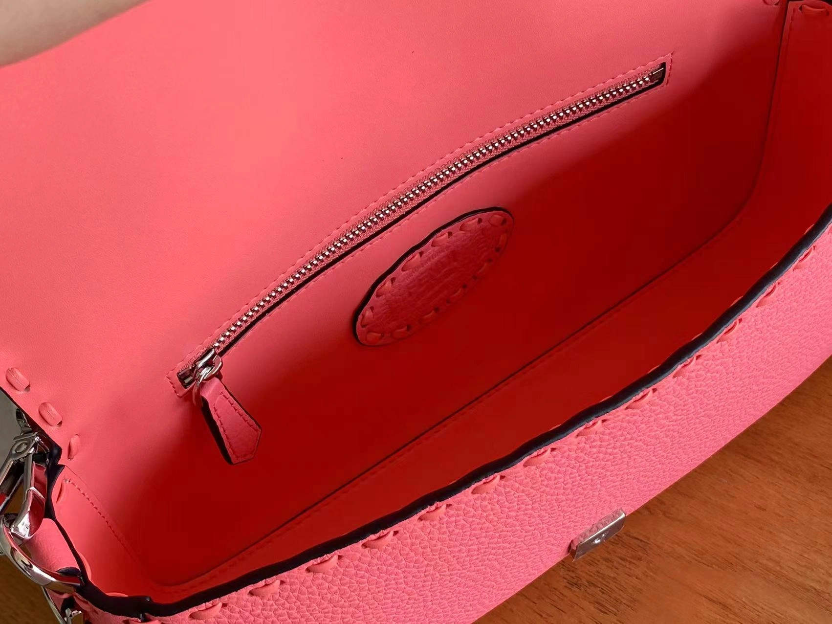 High accuracy Fendi Satchel Bags