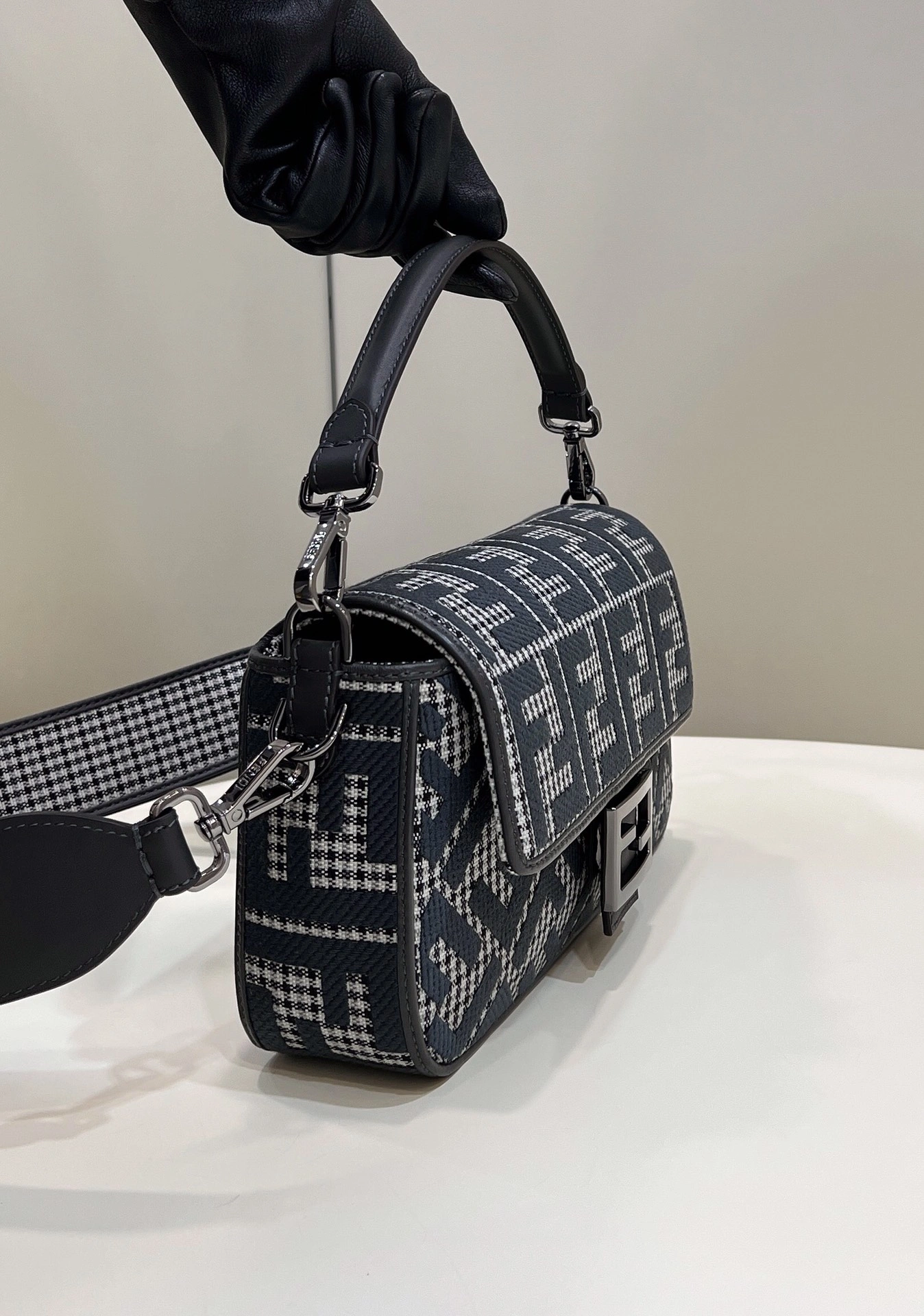 Precise copy Fendi Satchel Bags