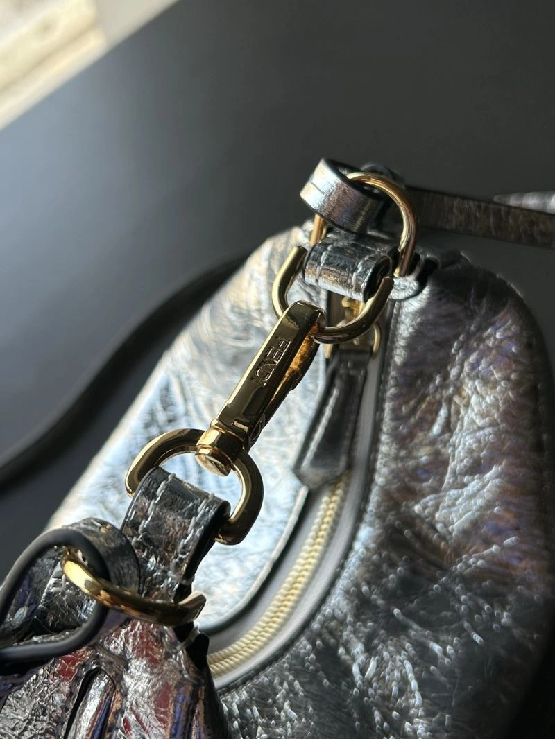 Accurate model Fendi Satchel Bags