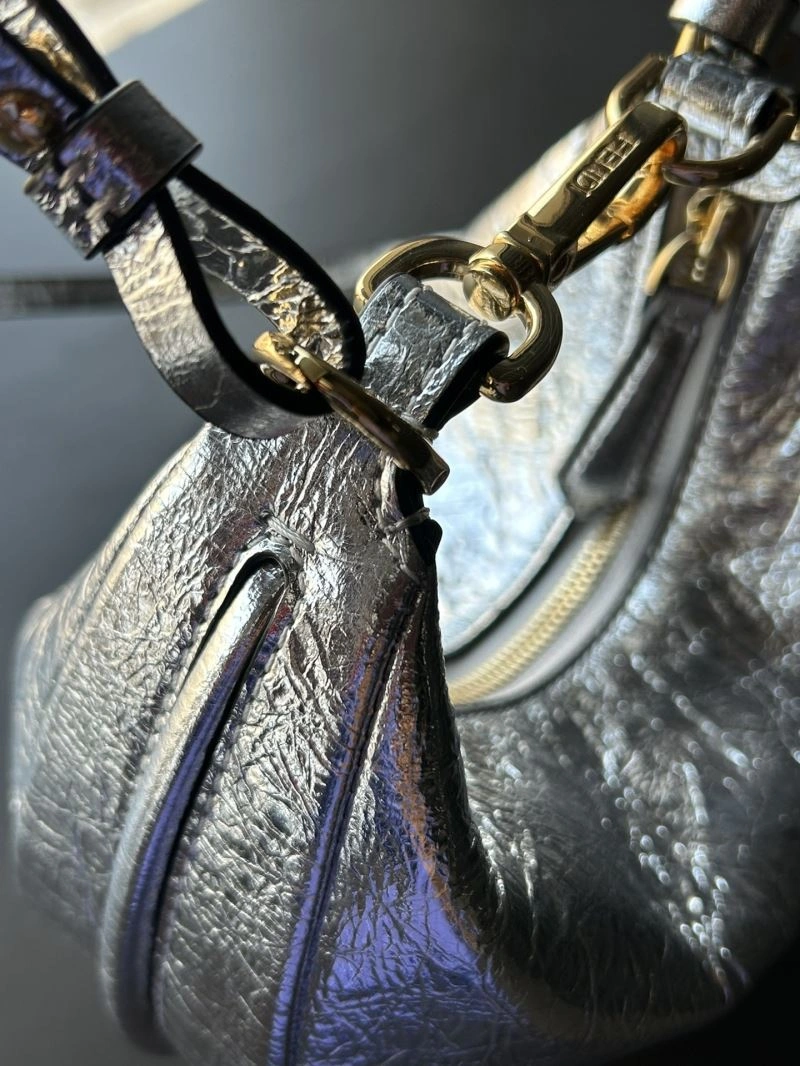 Accurate model Fendi Satchel Bags