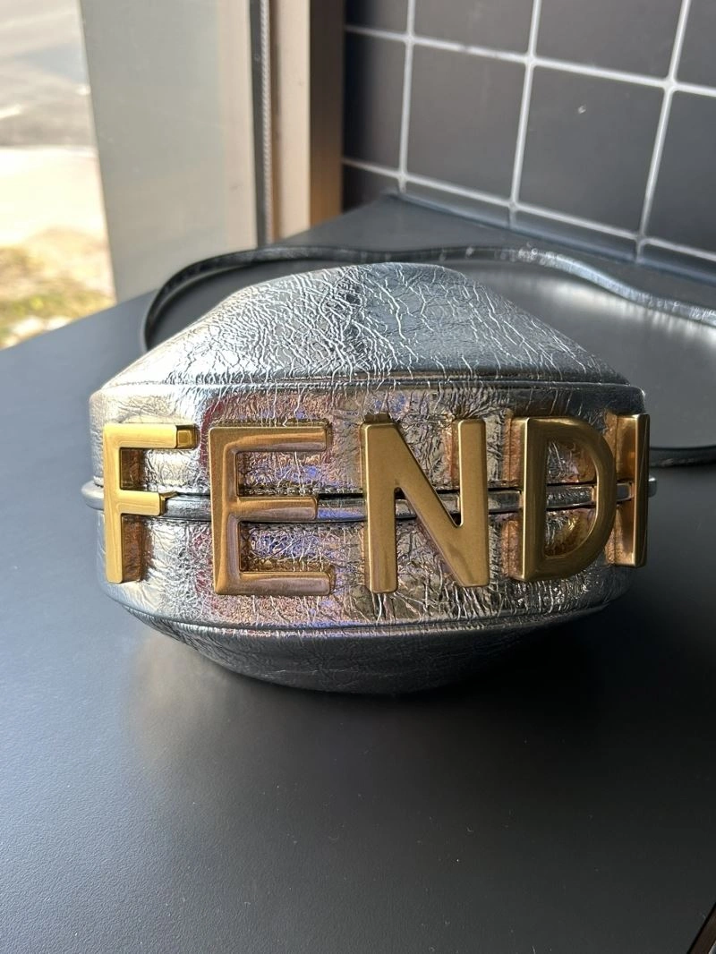 Accurate model Fendi Satchel Bags