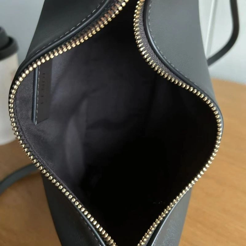 Exact replica Fendi Satchel Bags