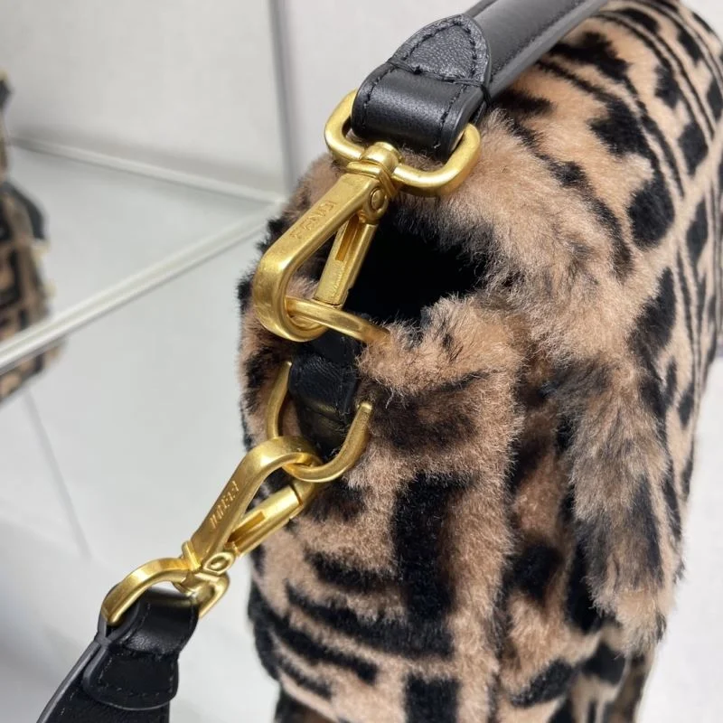 Top mirror Fendi Satchel Bags