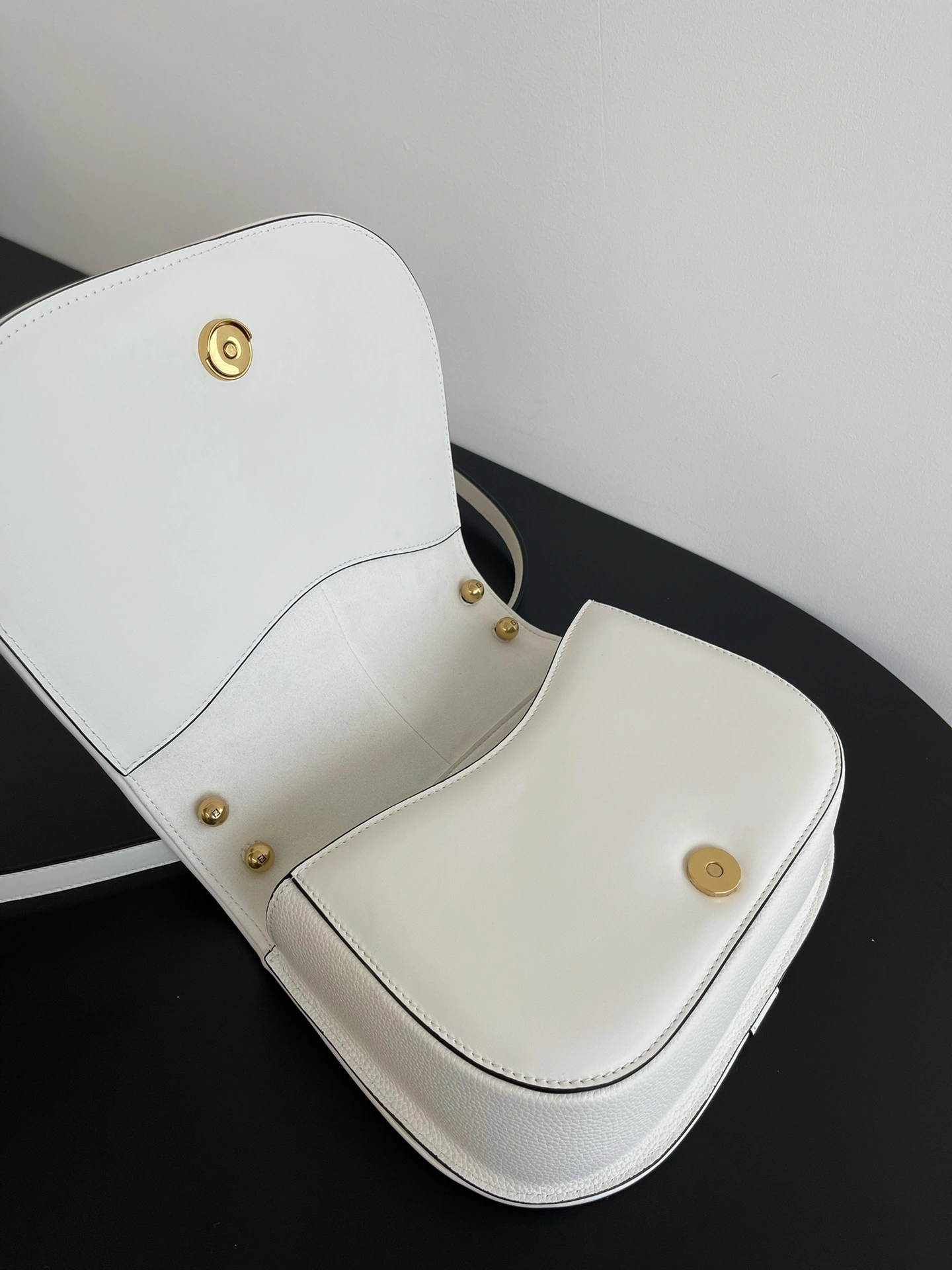 Top mirror Fendi Satchel Bags