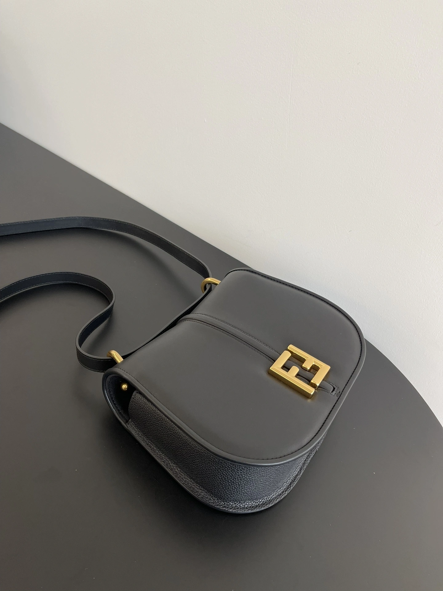 Top mirror Fendi Satchel Bags
