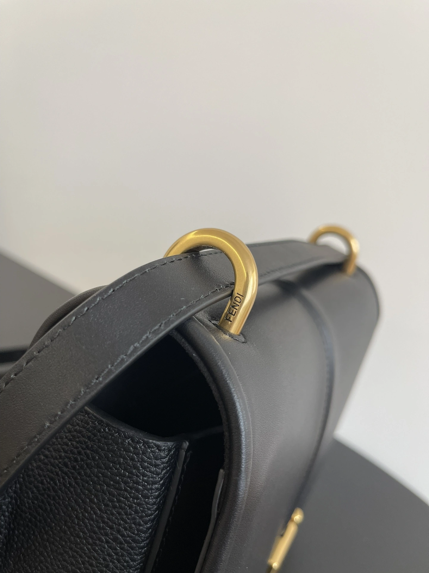 Top mirror Fendi Satchel Bags