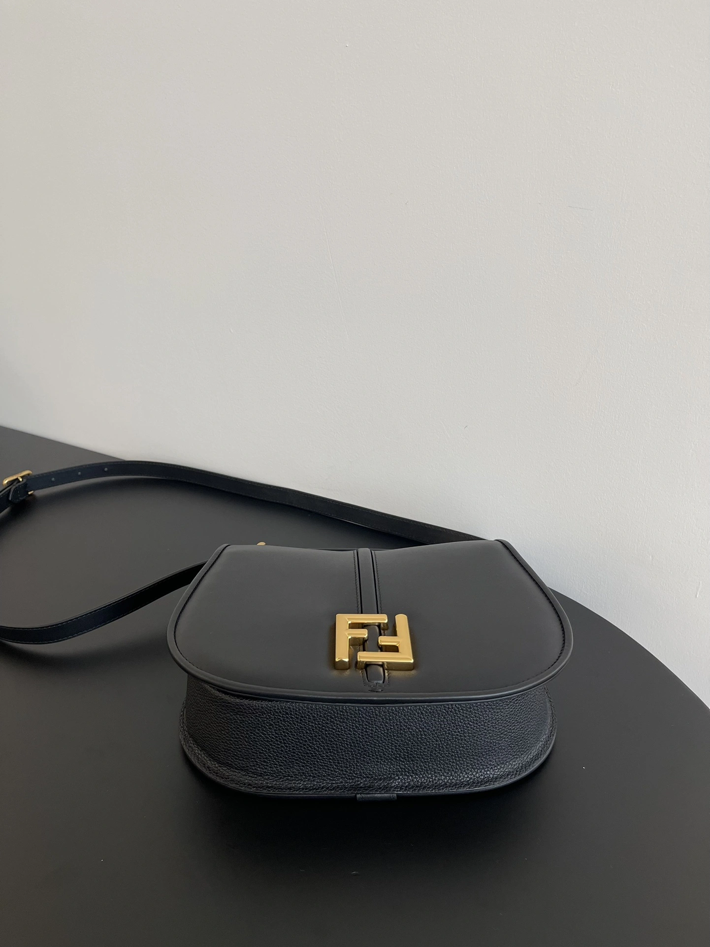 Top mirror Fendi Satchel Bags