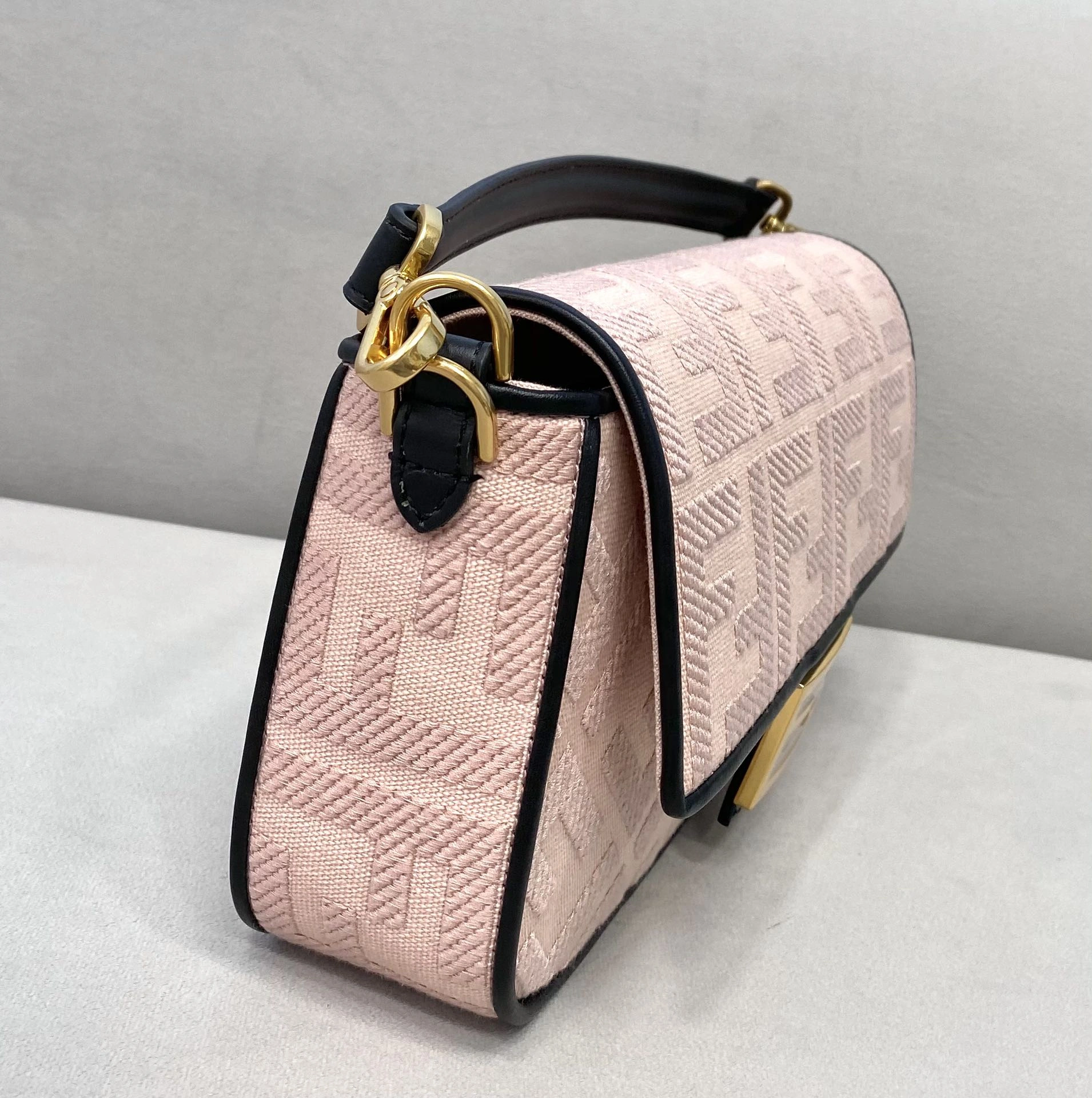 Precise copy Fendi Satchel Bags