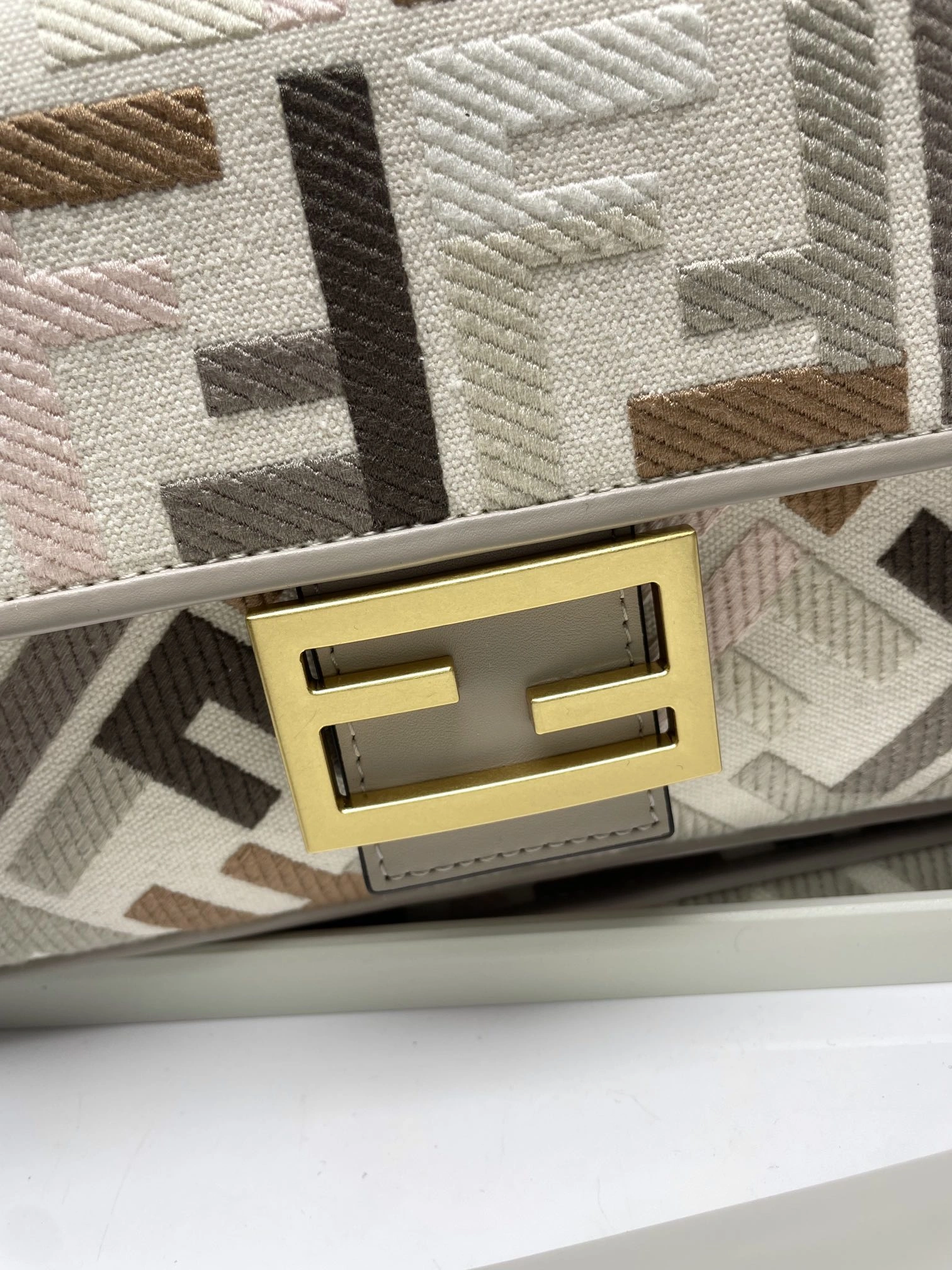 Top mirror Fendi Satchel Bags