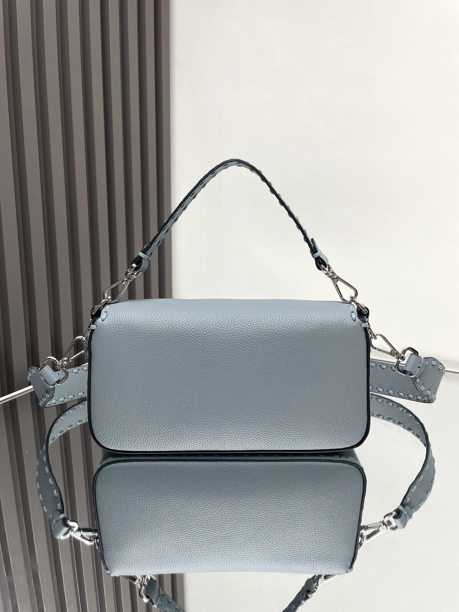 Inexpensive Fendi Satchel Bags
