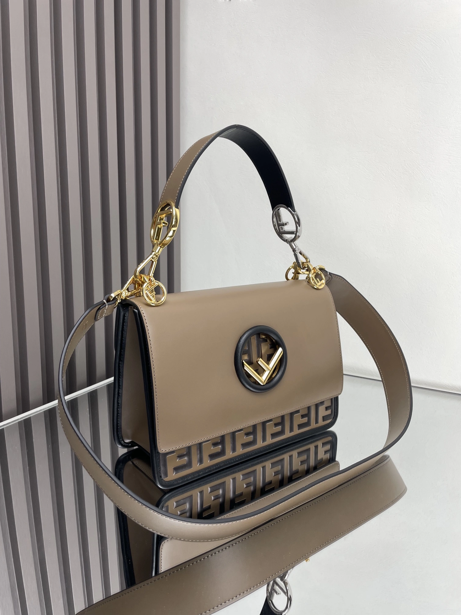Exact replica Fendi Satchel Bags