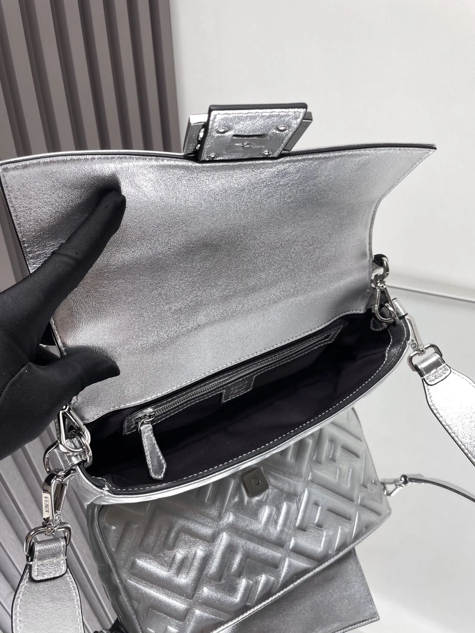 Discounted Fendi Satchel Bags