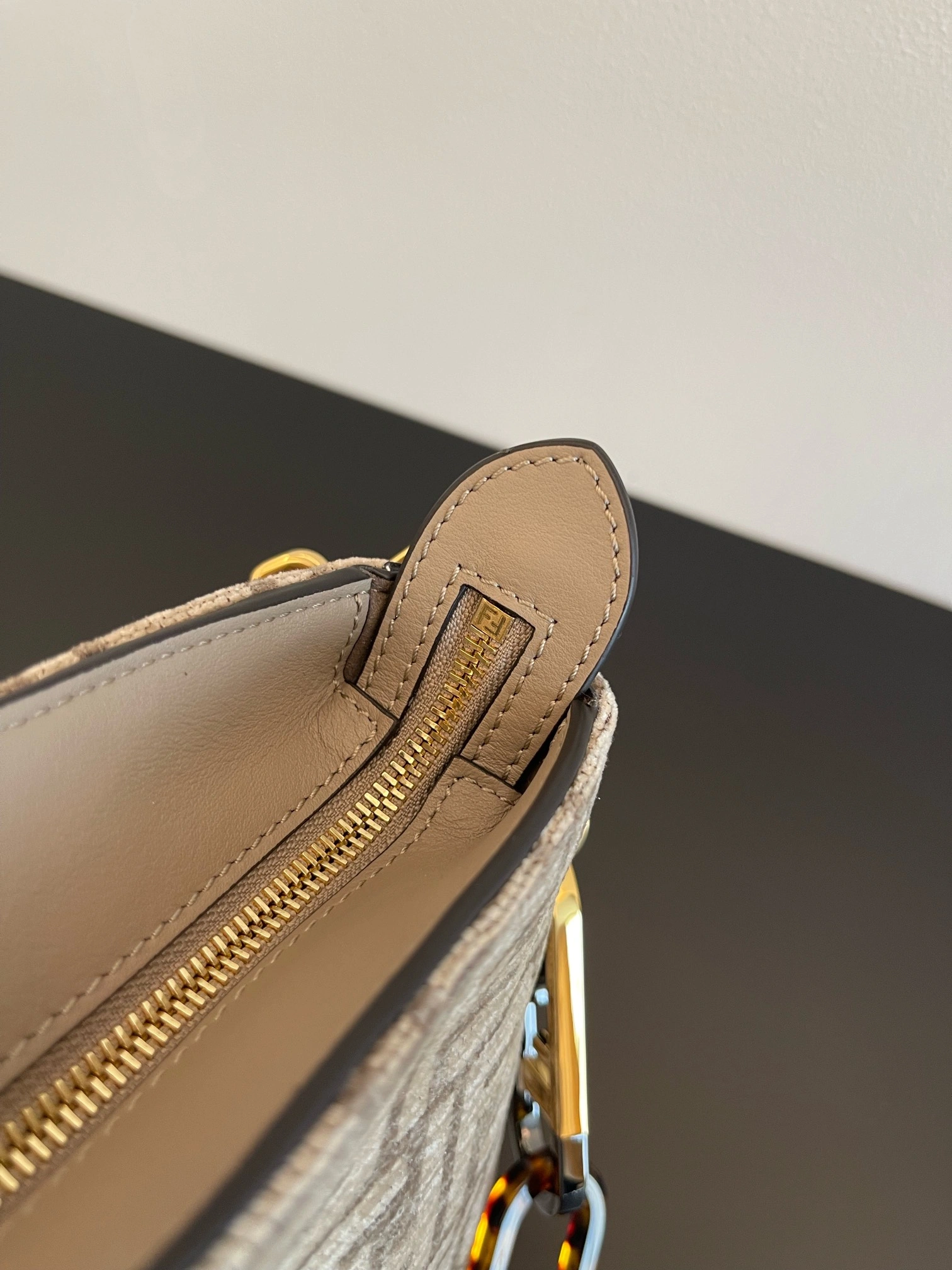 Bargain Fendi Satchel Bags