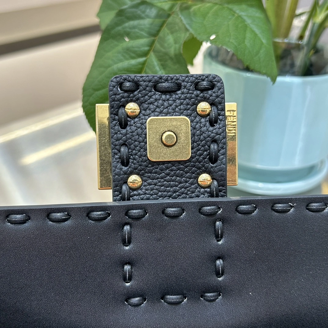 Top match Fendi Satchel Bags