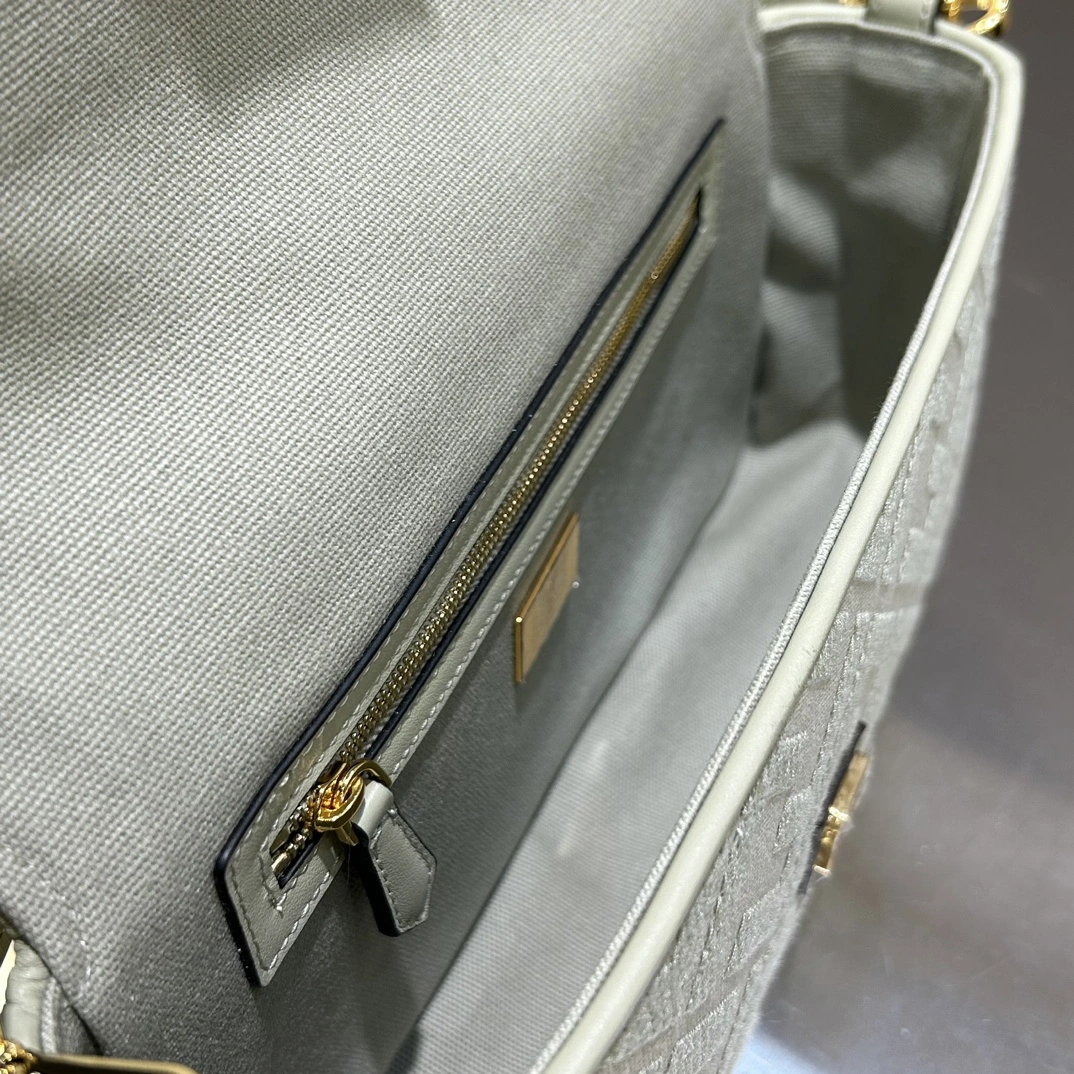 1:1 copy Fendi Satchel Bags