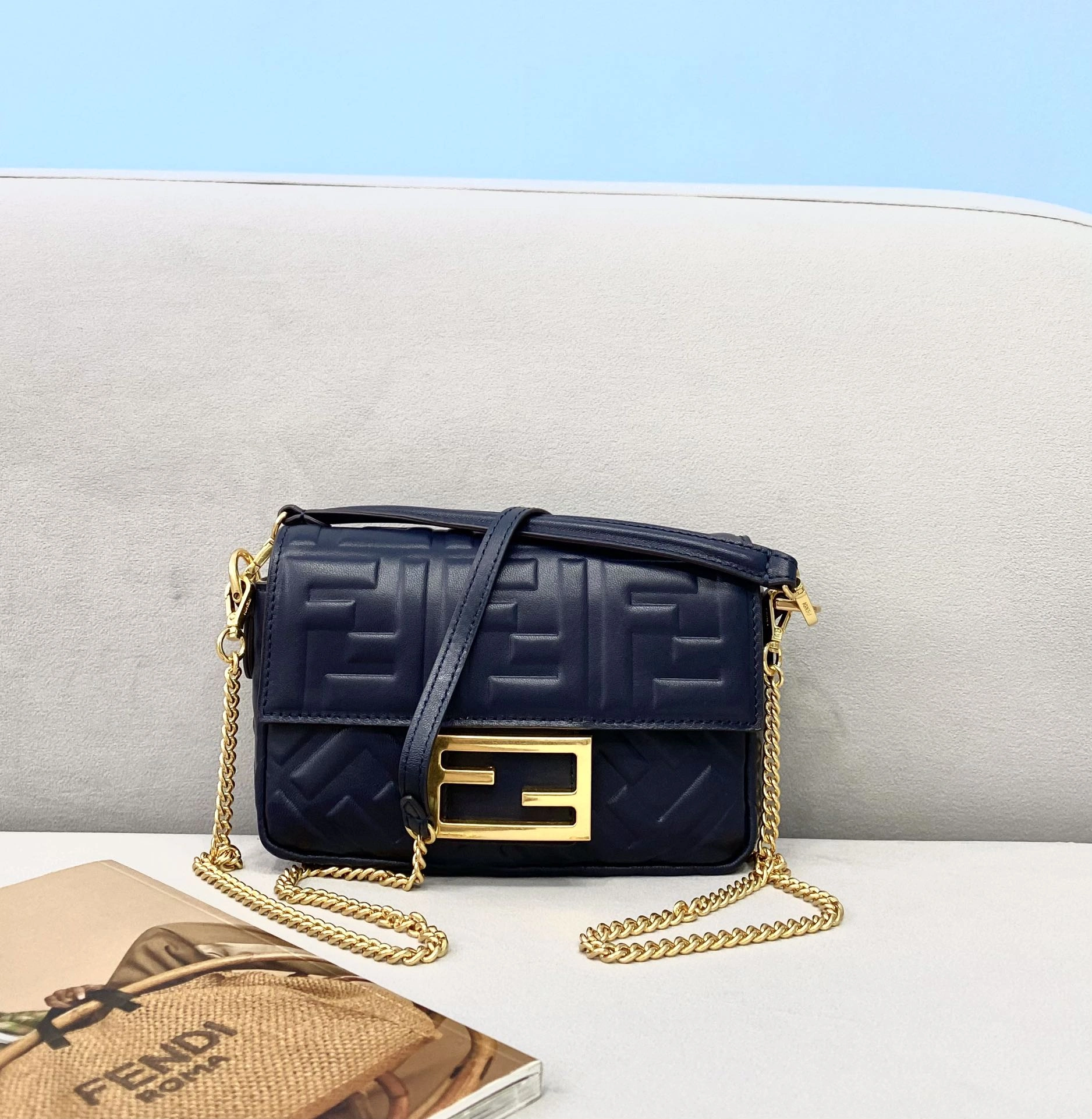 Accurate model Fendi Satchel Bags