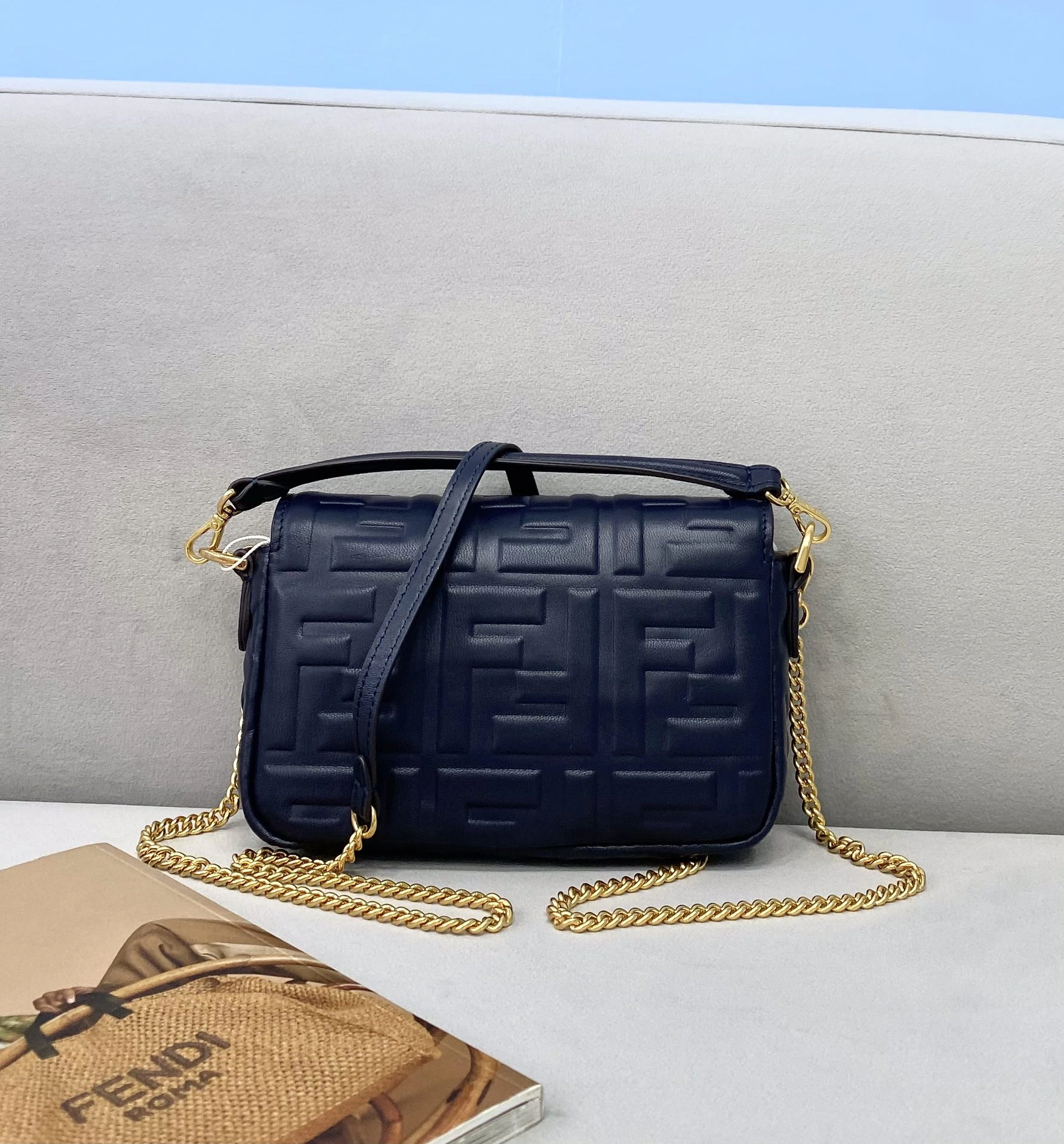 Accurate model Fendi Satchel Bags