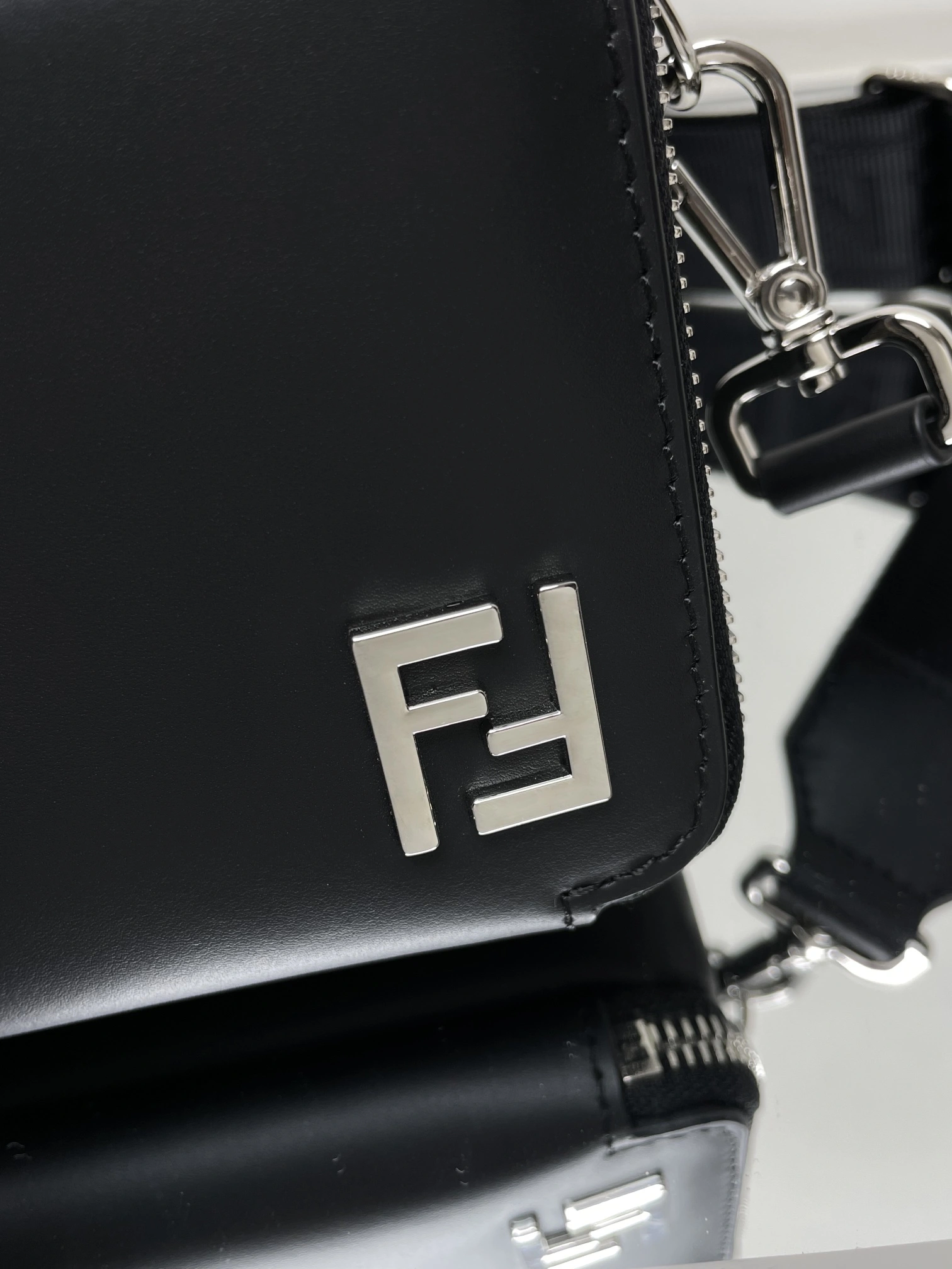 Official Fendi Satchel Bags