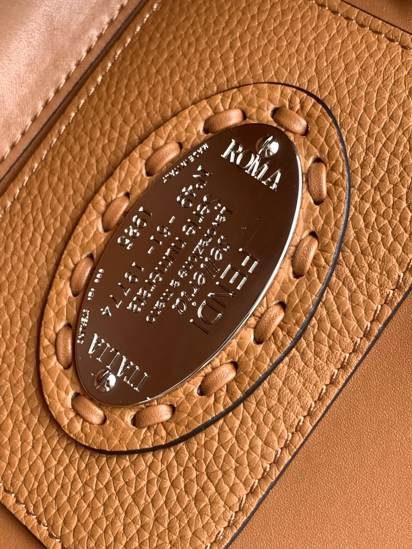 High accuracy Fendi Satchel Bags