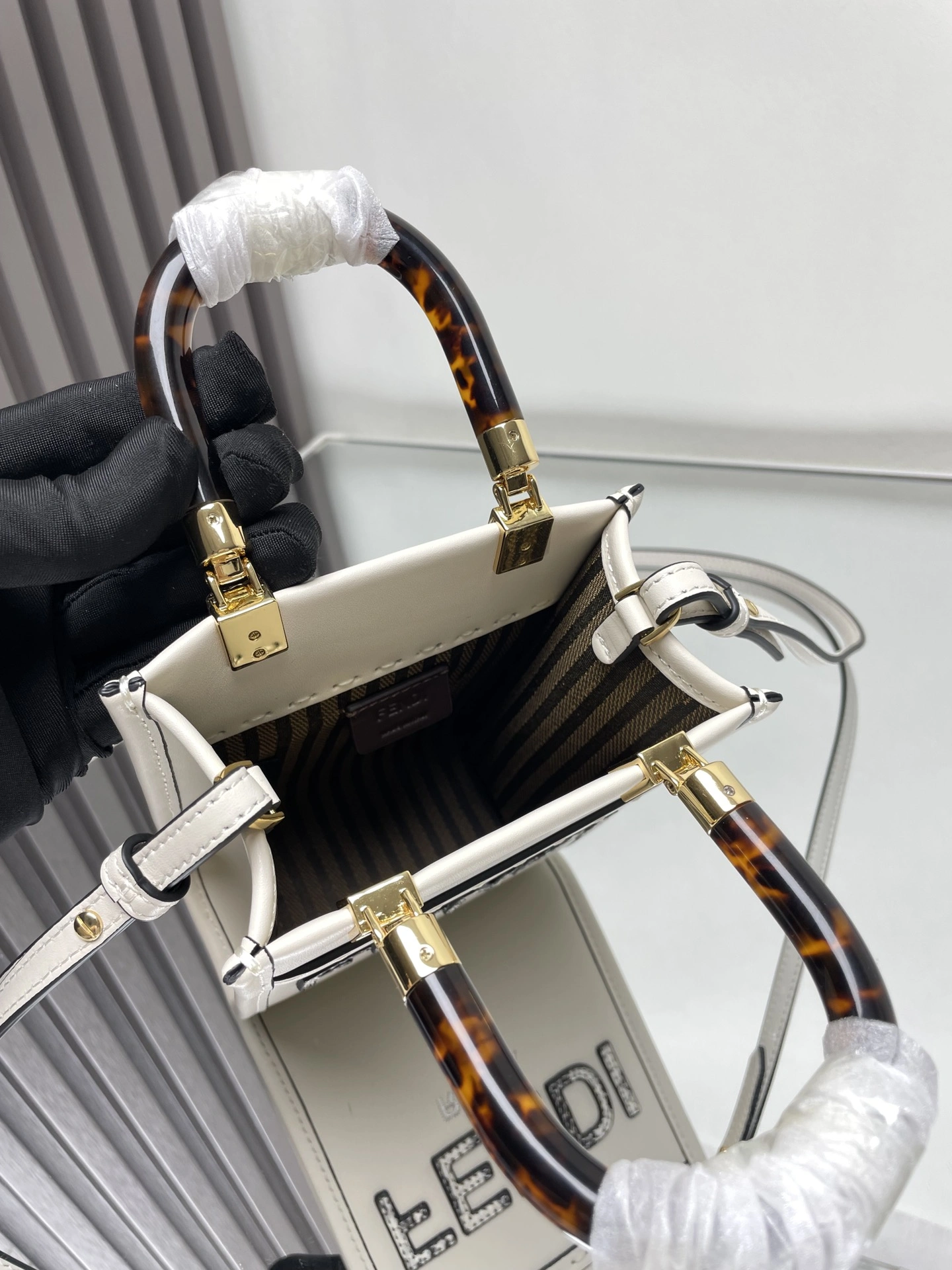 Inexpensive Fendi Satchel Bags