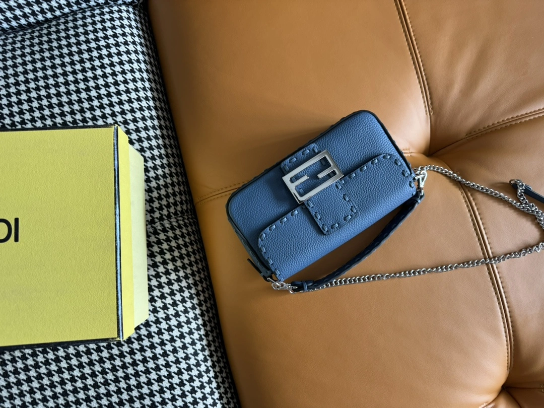 High accuracy Fendi Satchel Bags